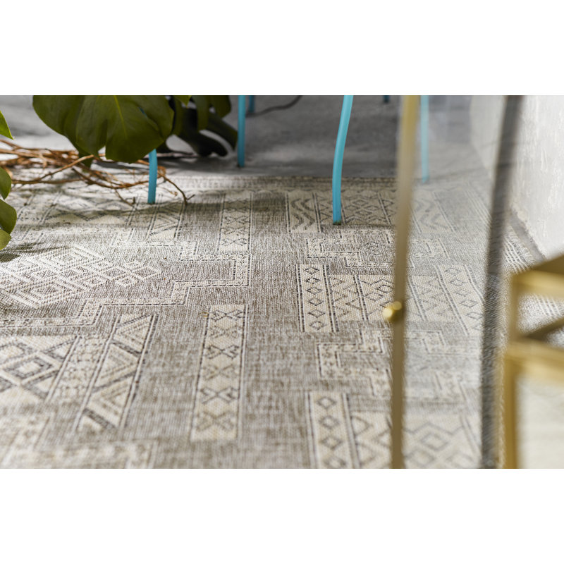 Joss & Main Pavia Moroccan Gray Indoor / Outdoor Area Rug & Reviews ...