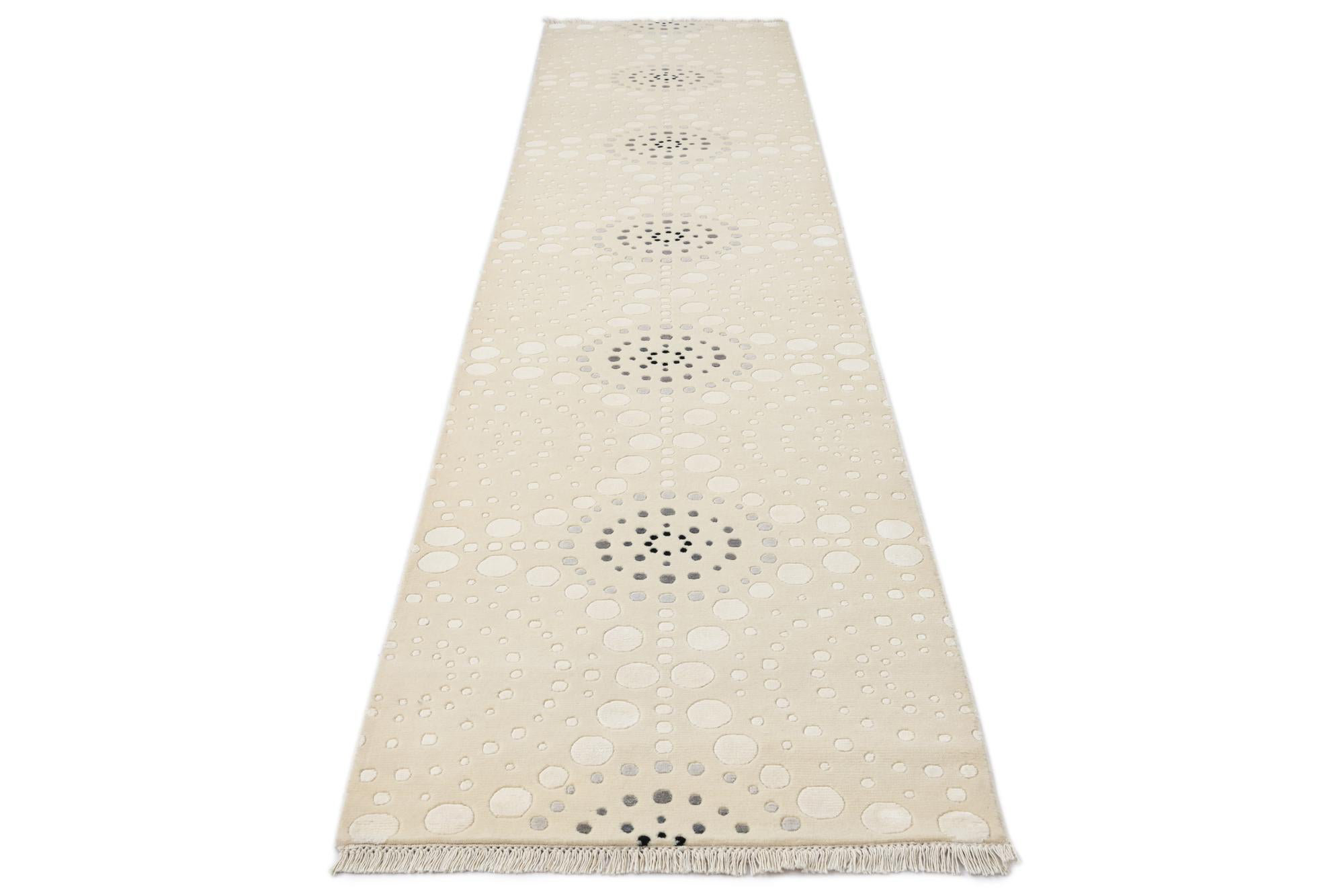 Isabelline Runner Howard Light Beige Rug - Wayfair Canada
