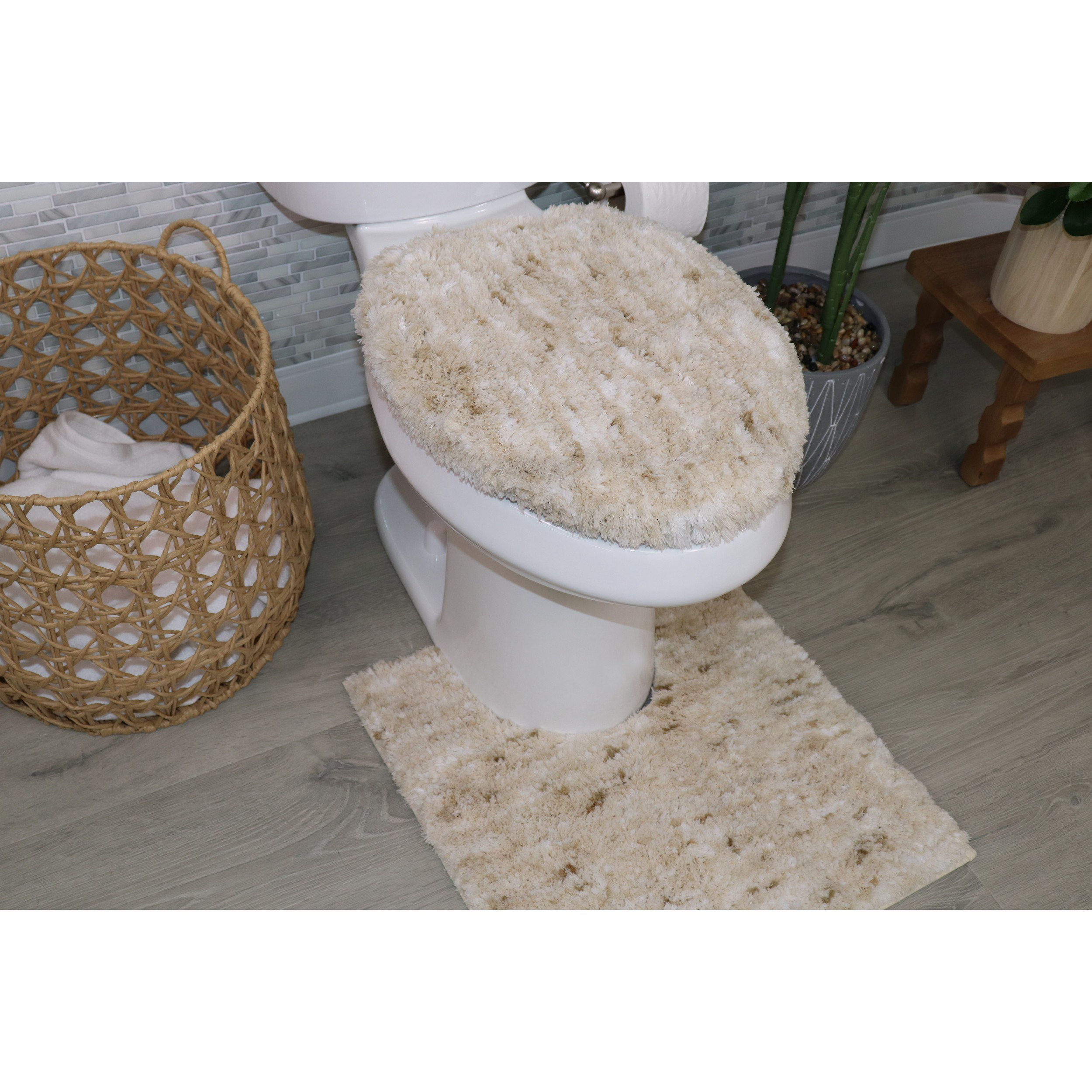Ivy Bronx Essential 2-Piece Bathroom Contour and Toilet Lid Cover Set ...