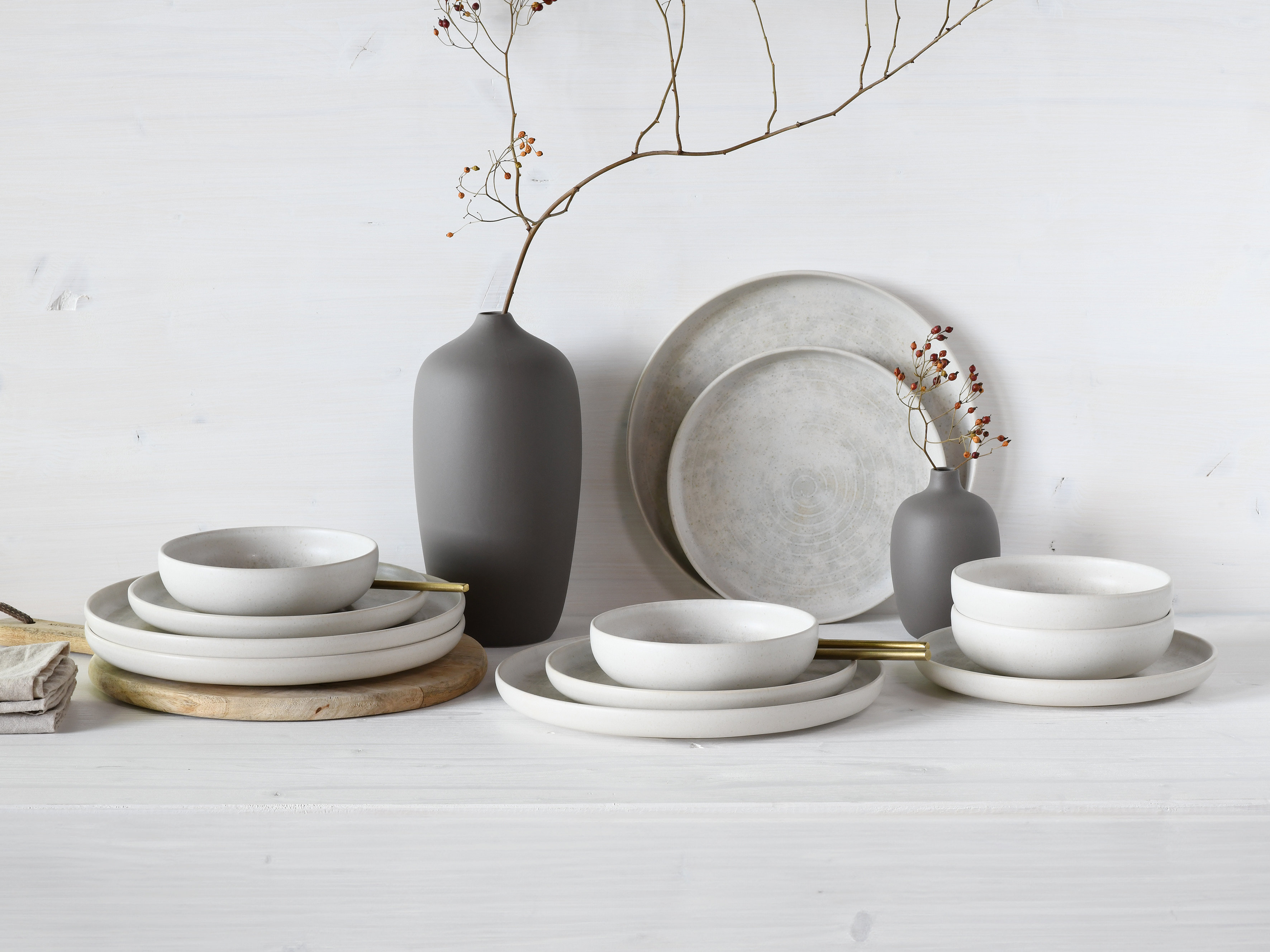 Creatable Uno Athena 12 Piece Dinnerware Set, Service for 4 & Reviews ...