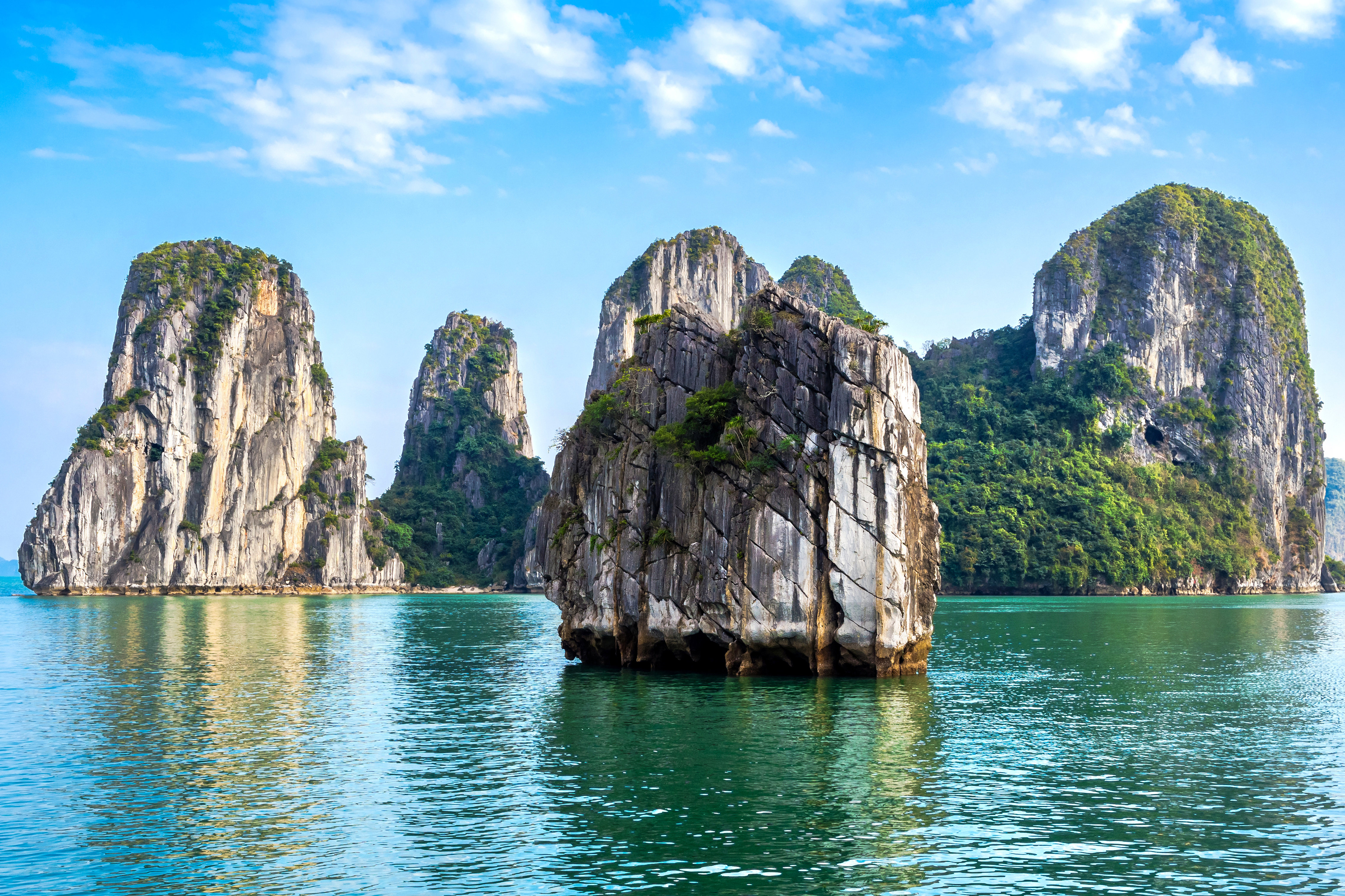 Highland Dunes Ahni Beautiful Scenery At Halong Bay, Vietnam On Canvas ...
