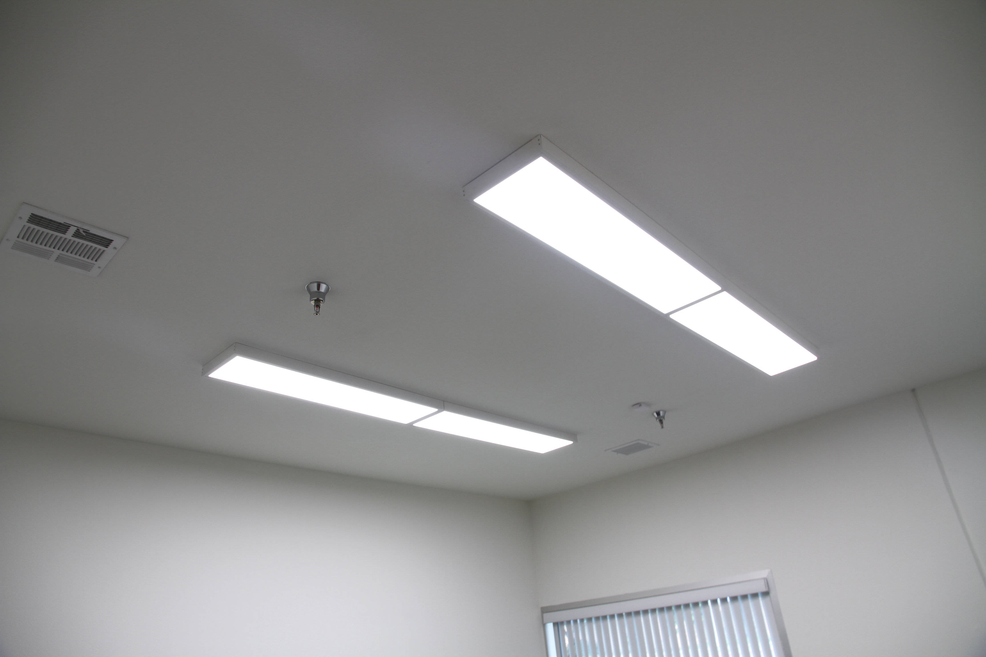 eSenLite 1 ft. x 4 ft. 40W Integrated LED White Troffer Color Dimmable ...