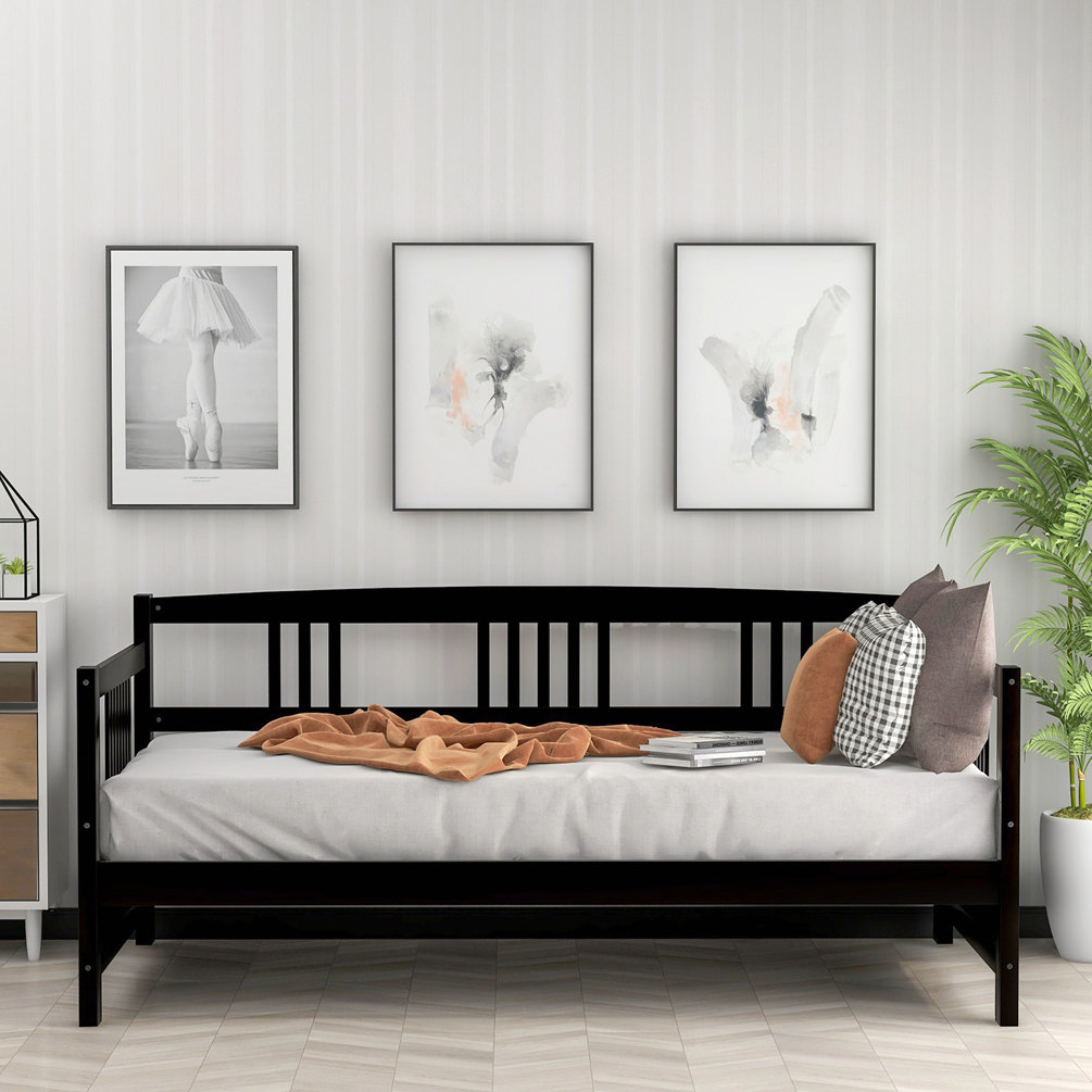 Lark Manor™ Belvia Solid Wood Daybed & Reviews | Wayfair