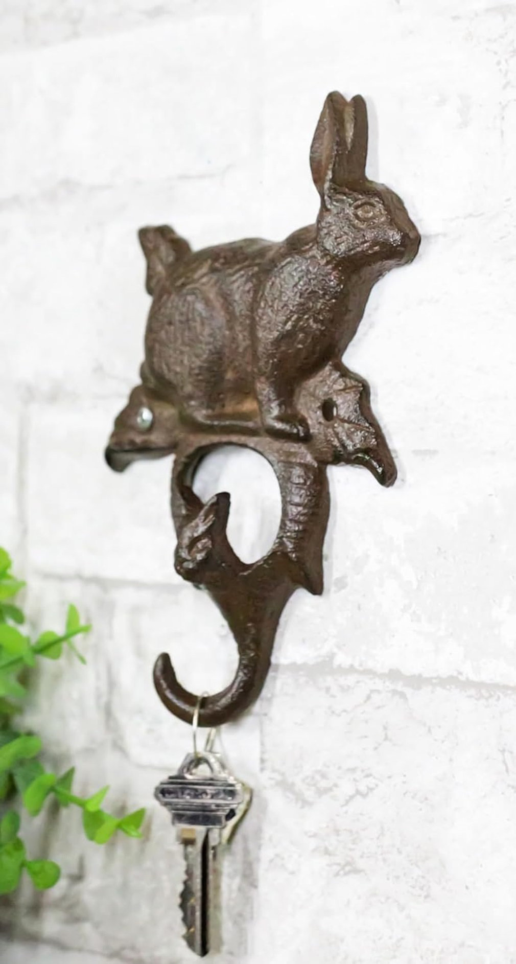 August Grove Pack Of 2 Rustic Cast Iron Cottage Bunny Brer Rabbit Hare ...