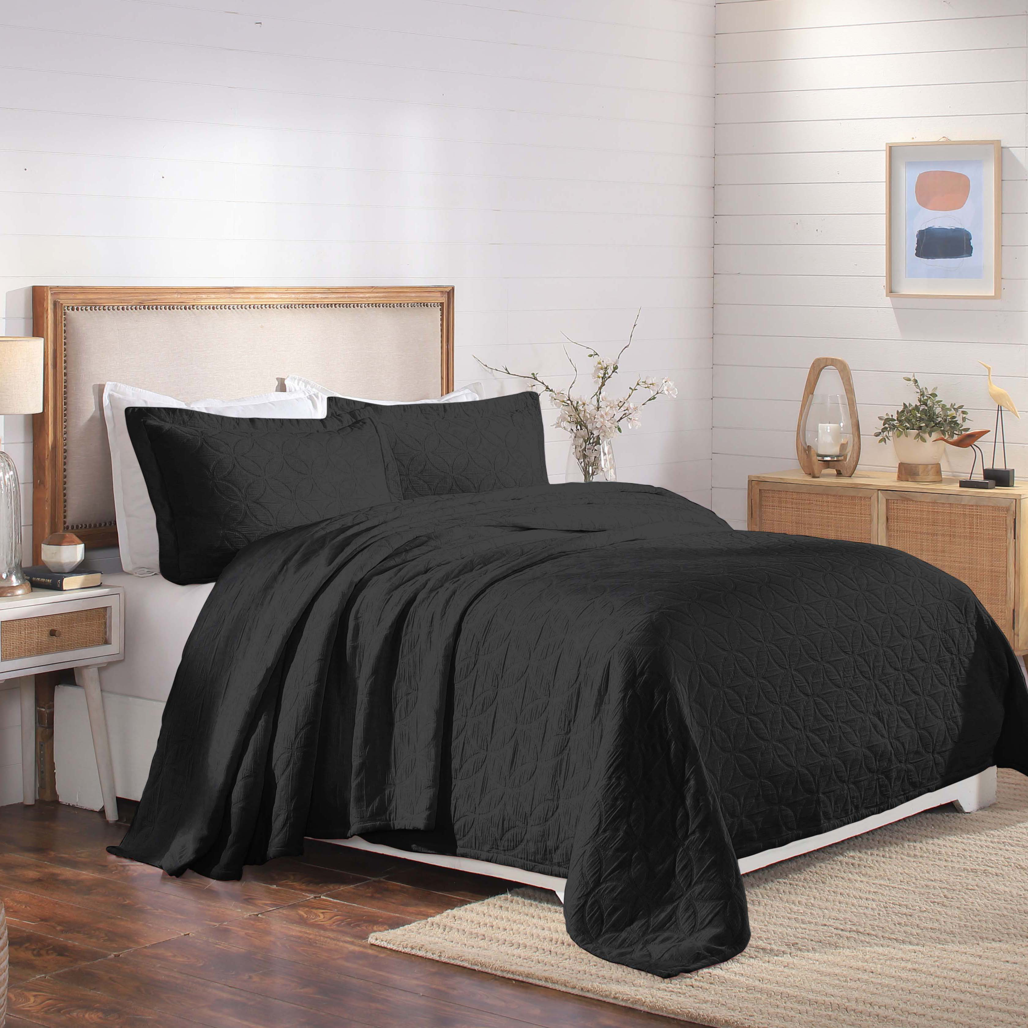 Superior Serenity Cotton Matelasse Celtic Circles Breathable Bedspread ...