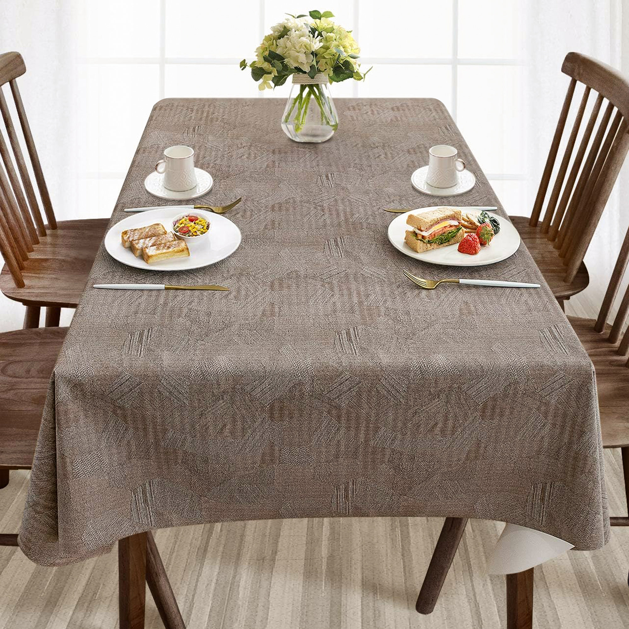 Latitude Run® Vaillancourt Latitude Run® Vinyl Tablecloth & Reviews ...