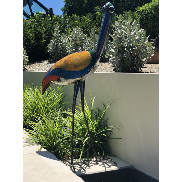 Rosecliff Heights Kira Birds Animals Metal Garden Statue - Wayfair Canada