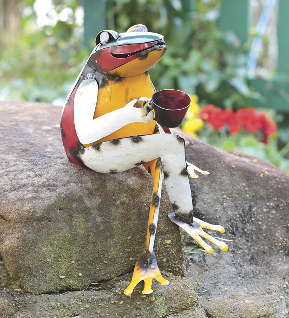Plow & Hearth Recycled Metal Coffee Frog Garden Statue & Reviews | Wayfair