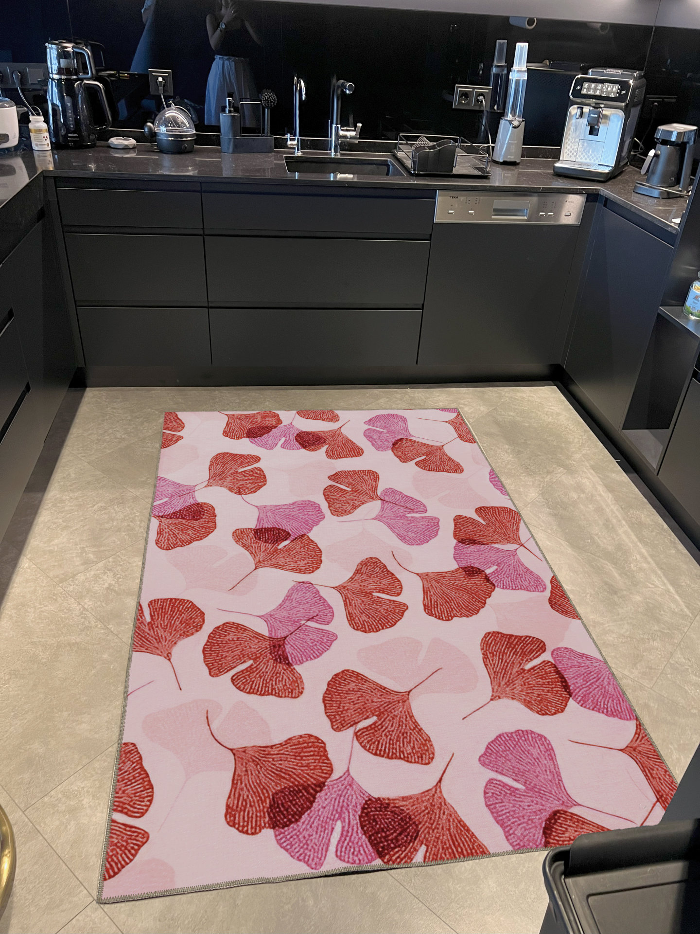 Red Barrel Studio® Pink-Red Themed Rose Patterned Creative Modern Decorative Rug | Wayfair