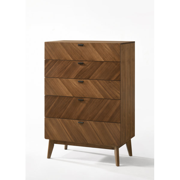 Wade Logan® Aukai 5 - Drawer 31.5'' W Chest & Reviews | Wayfair