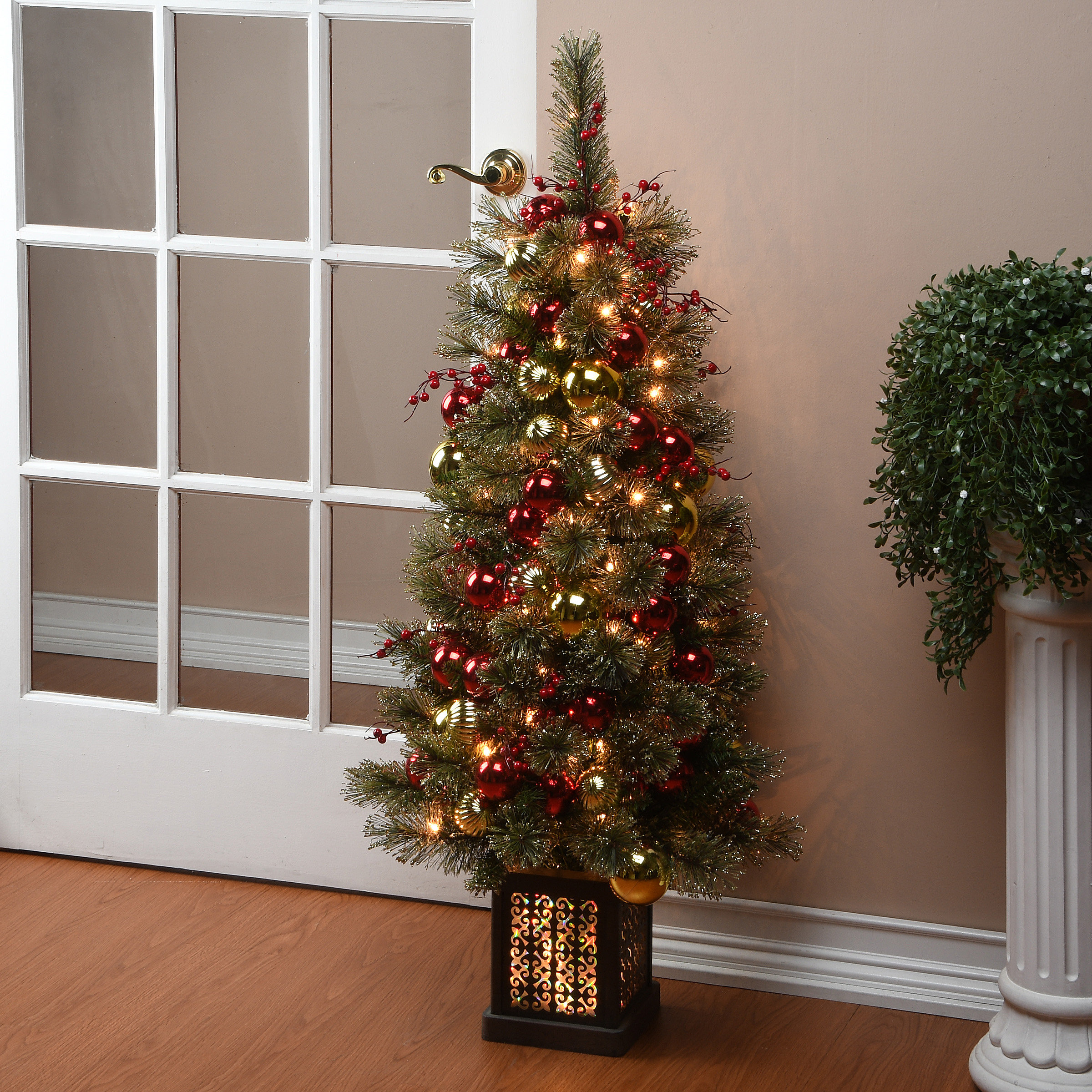 National Tree Company 4 ft. Dakota Pine Entrance Tree with Clear Lights ...