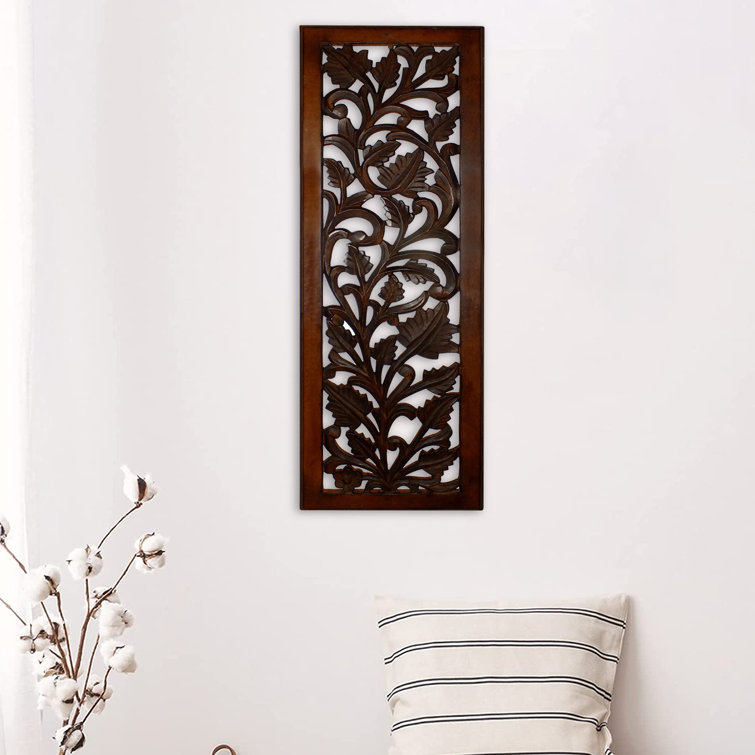 Mango Wood Panel with Leaves and Scroll Work Motif Wall Décor