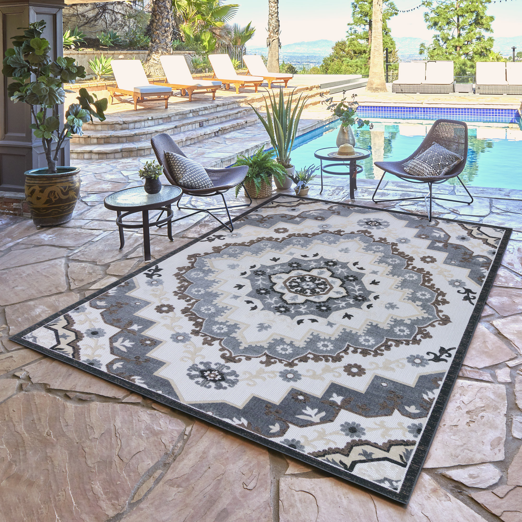 Gertmenian Fosel Arasi Gray/Ivory Transitional Mandala Style Flatweave ...