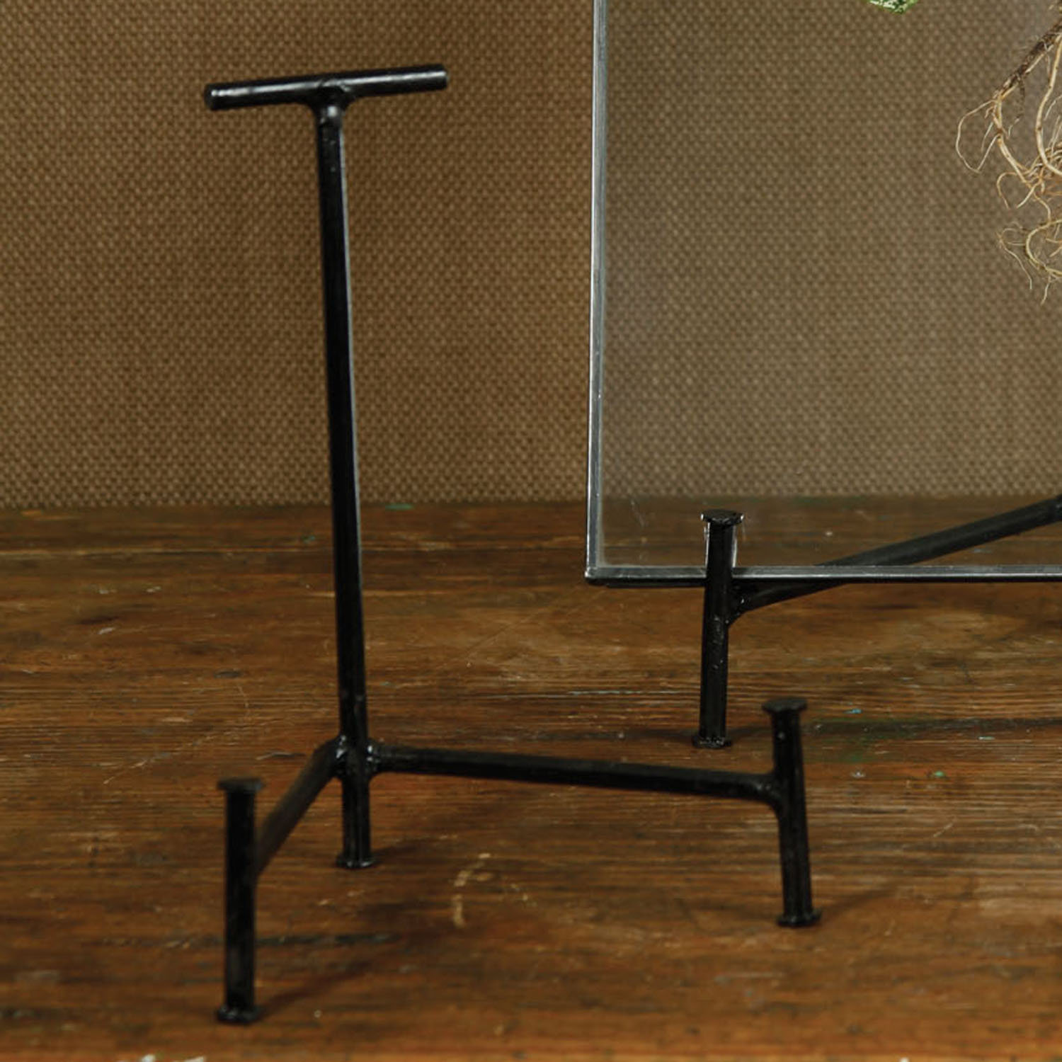 Williston Forge Temple Cloud Tabletop Iron Easel Display Stand ...