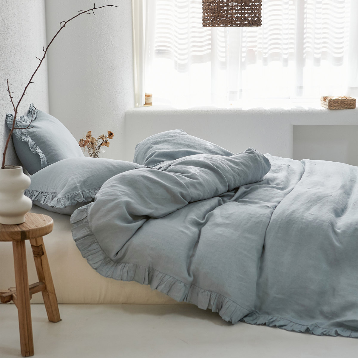 BISELINA Linen Ruffled Duvet Cover Set & Reviews | Wayfair