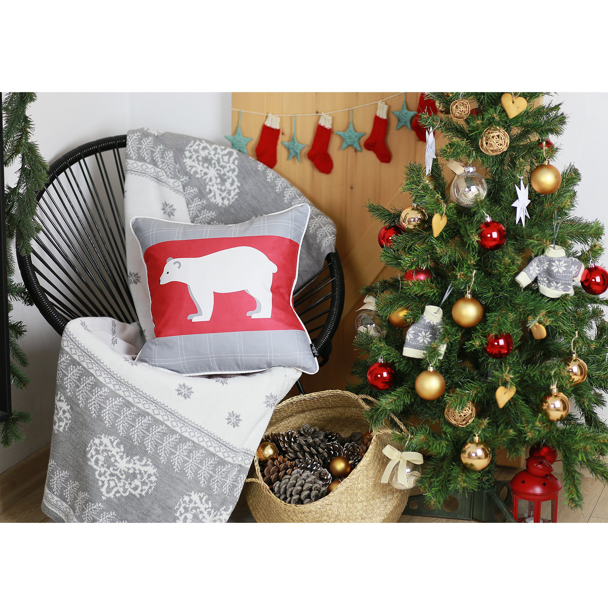 HomeRoots Homesahel Merry Christmas Vintage Red Car Throw Pillow | Wayfair