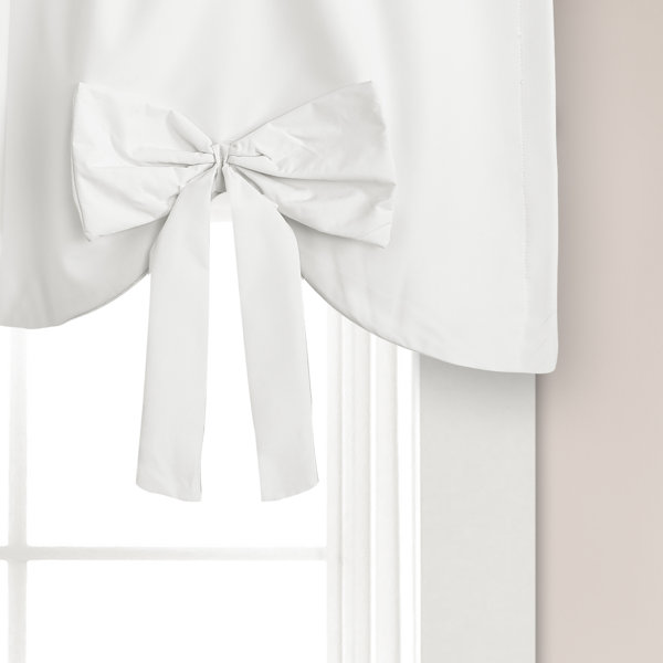 Lush Decor Melody Bow Scalloped 52" Window Valance in Blush/White/Light ...