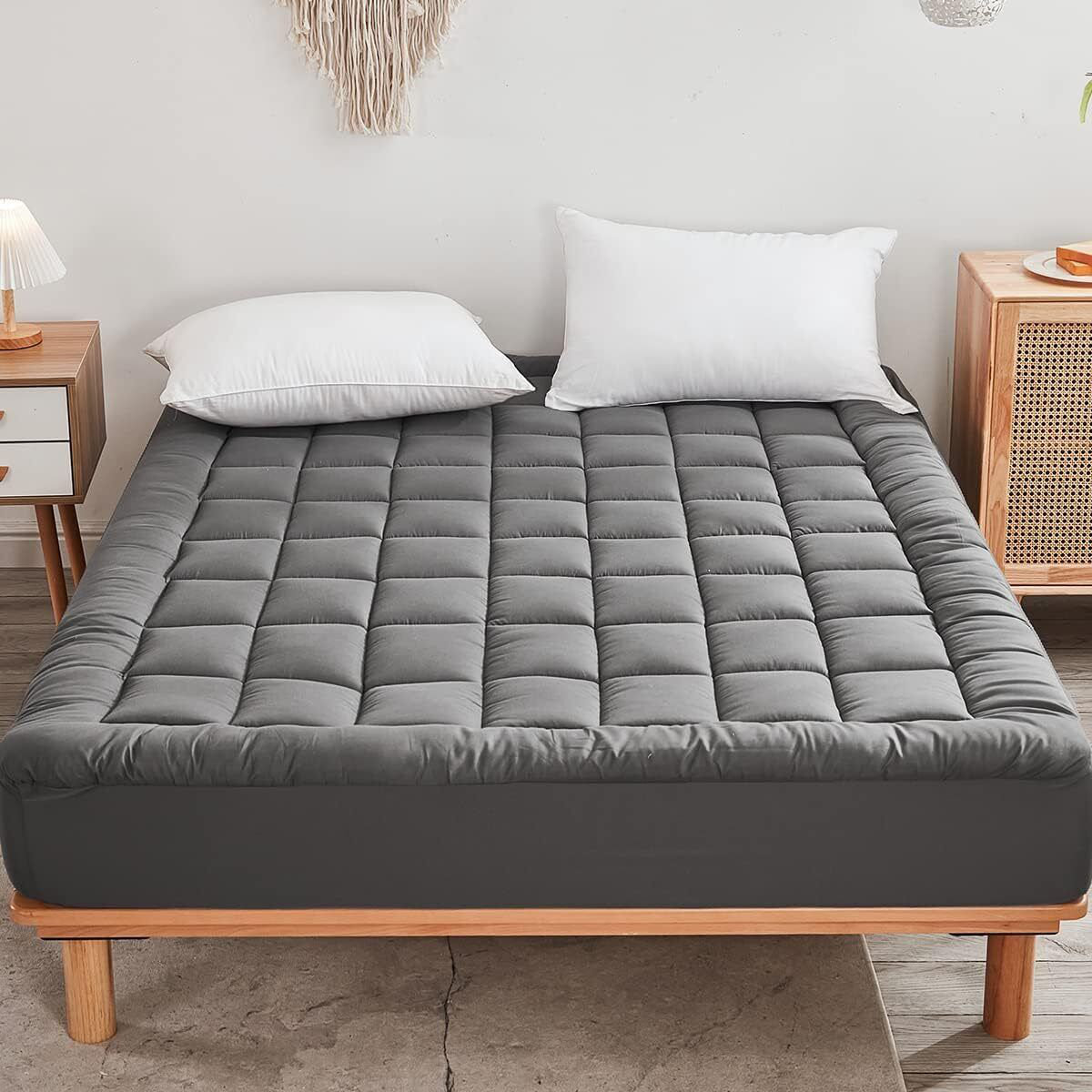 Alwyn Home Quilted Fitted Pratolina Topper Stretches Up To 18" Deep ...