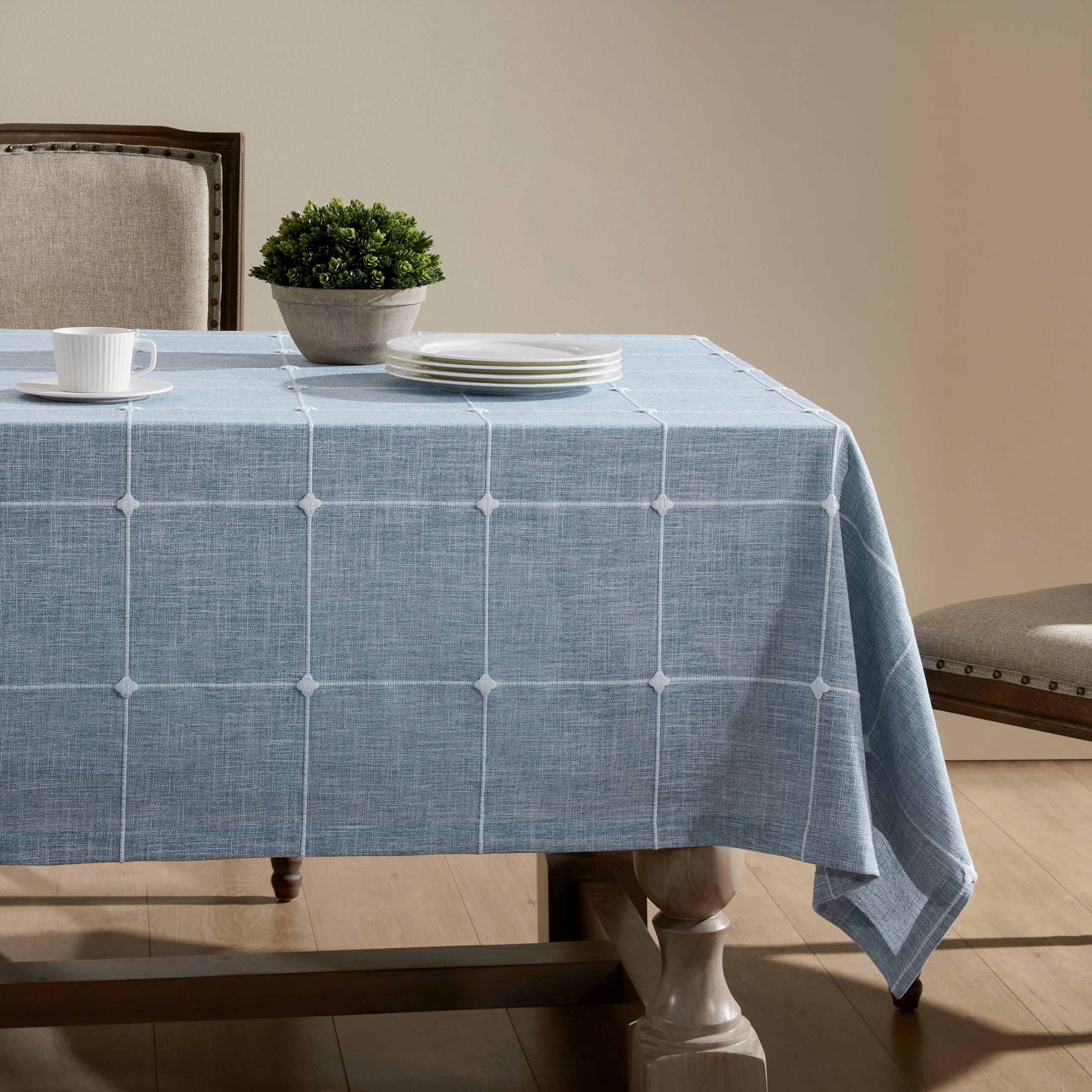 Dakota Fields Grid Embroidered Hemmed Tablecloths, Blue 60X84 Inch ...