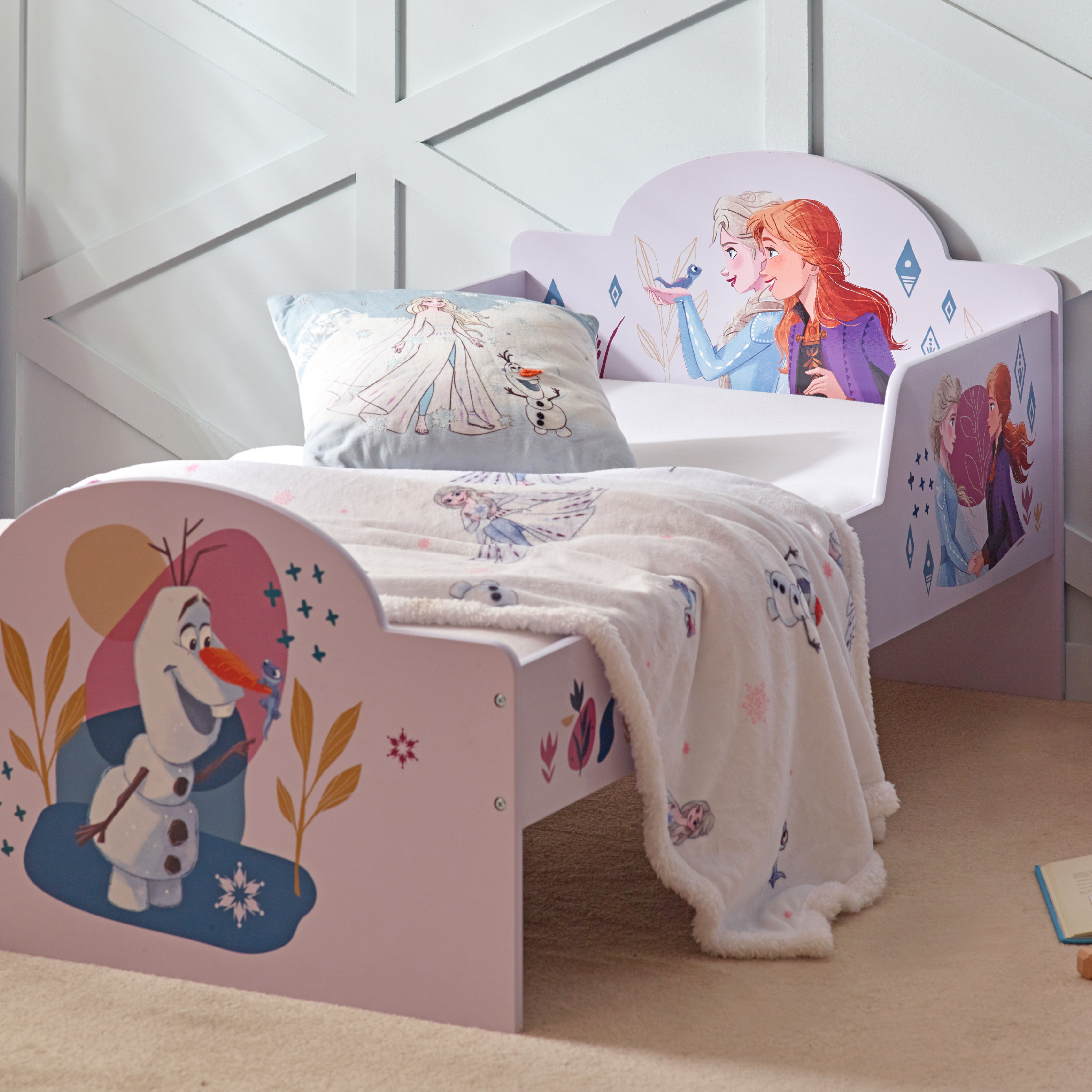 olaf cot bed