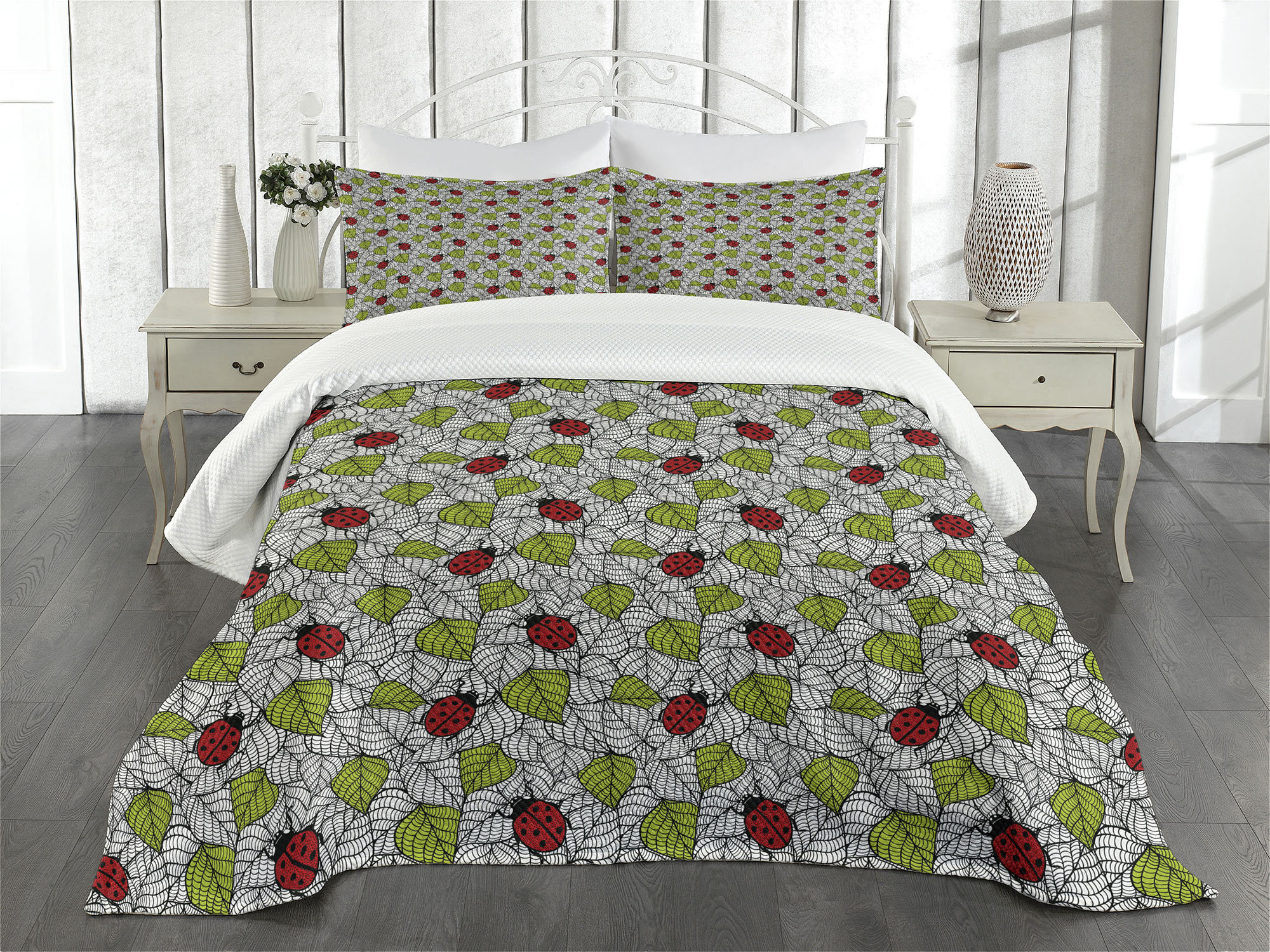 Ambesonne Ladybugs Bedspread Set Ecological Inspiration Green Black Red ...