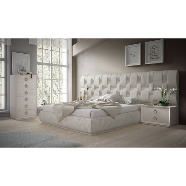 Hispania Home London Upholstered Wingback Bed | Wayfair