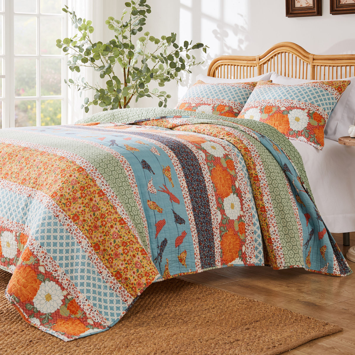 Benjara Penelope Reversible Quilt Set & Reviews | Wayfair