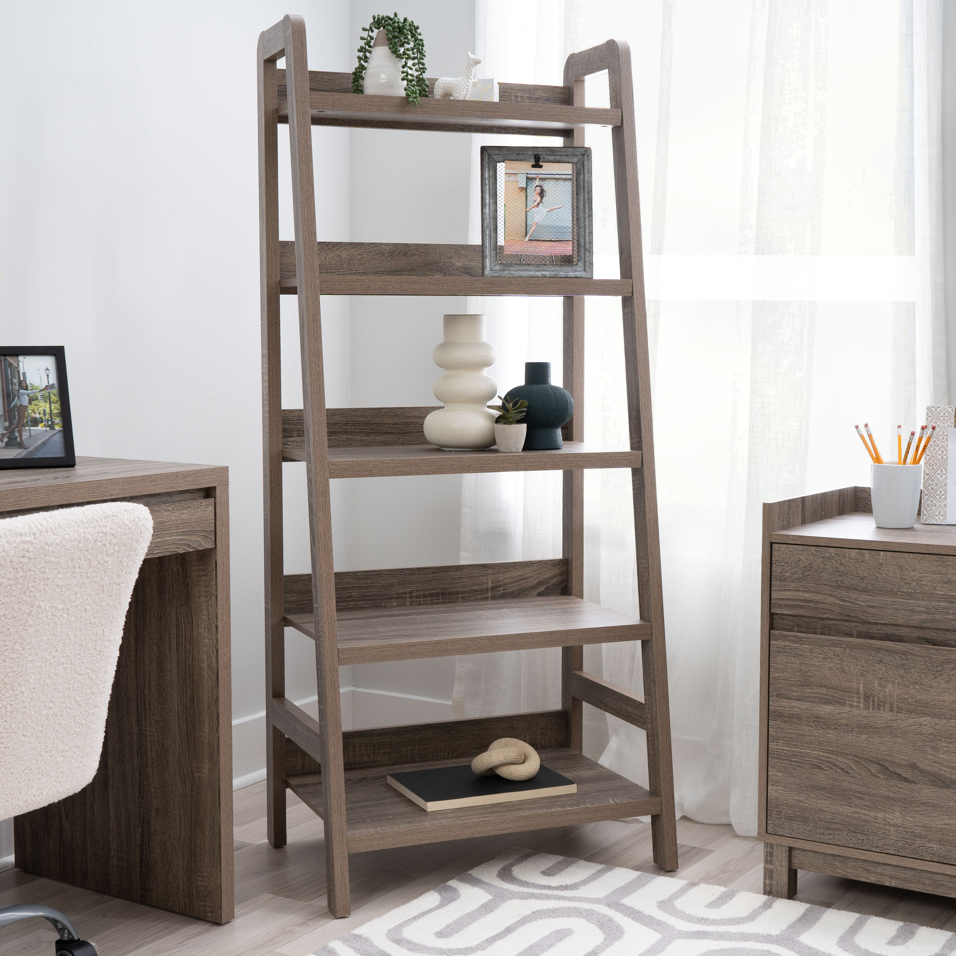Gracie Oaks Jaie 60.125" H x 25.75" W Ladder Bookcase & Reviews | Wayfair