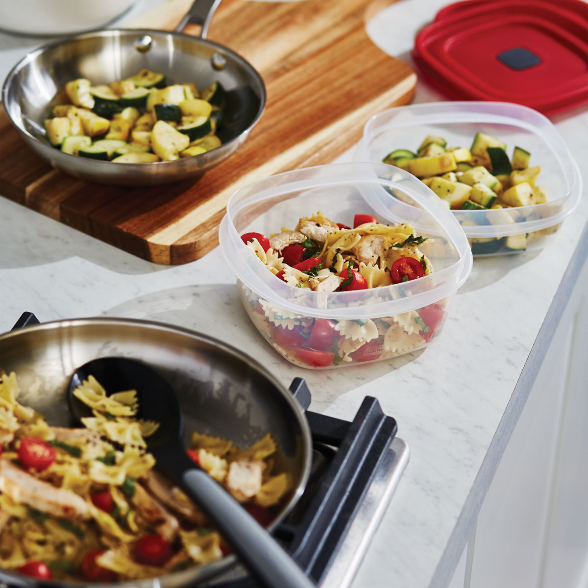 Rubbermaid Vented Easy Find Lid Food Storage Container, 34 Piece Set ...