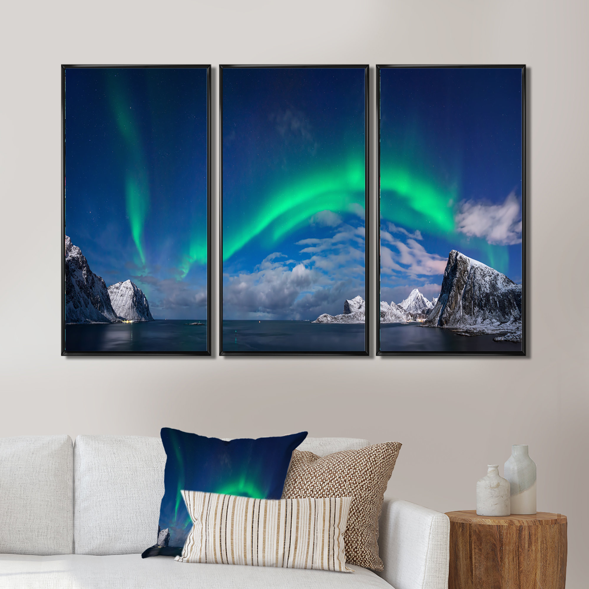 Millwood Pines Aurora Borealis above FLaget Bay - 3 Piece Floater Frame ...