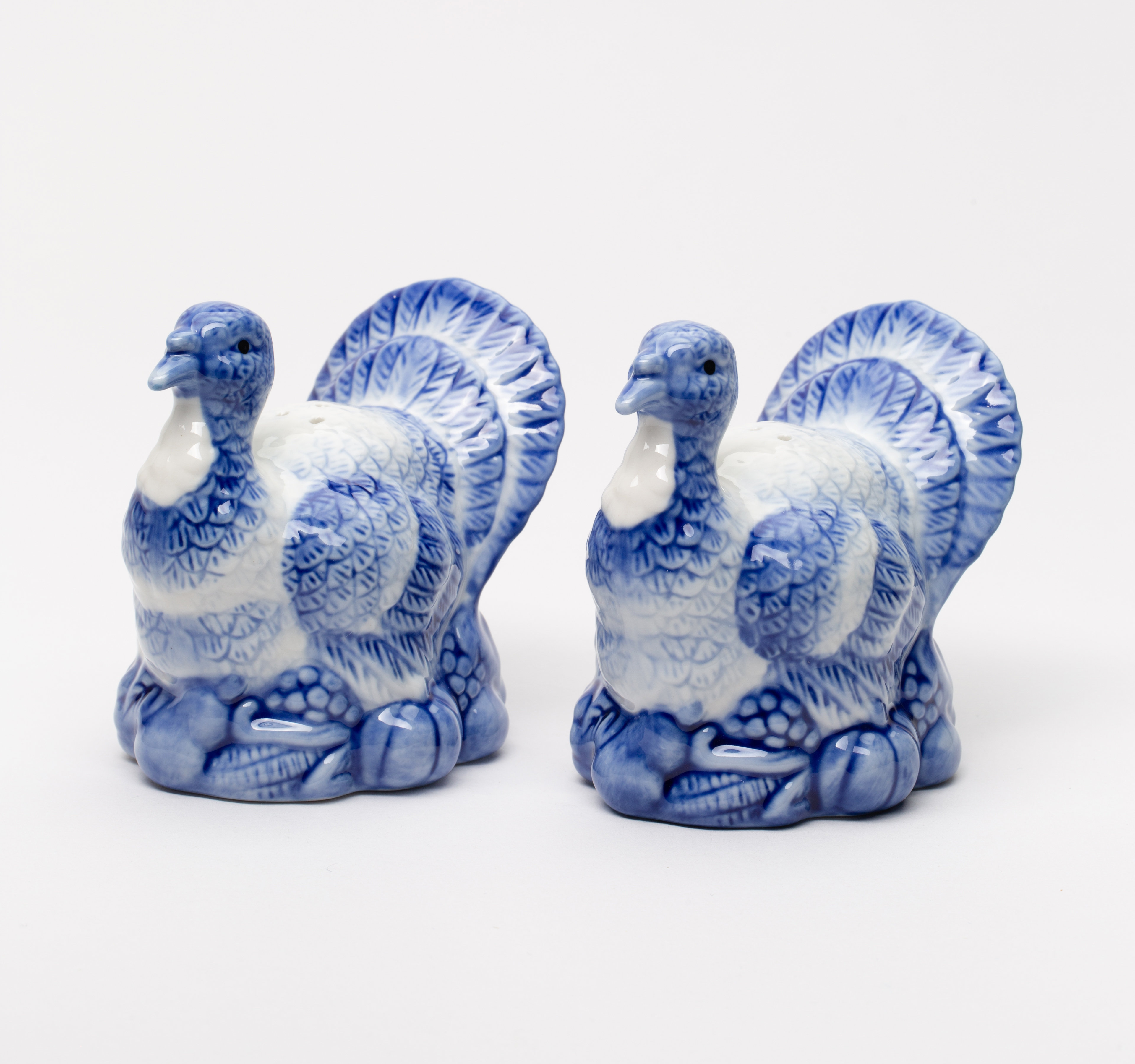Cosmos Gifts Salt And Pepper Shaker Set | Wayfair