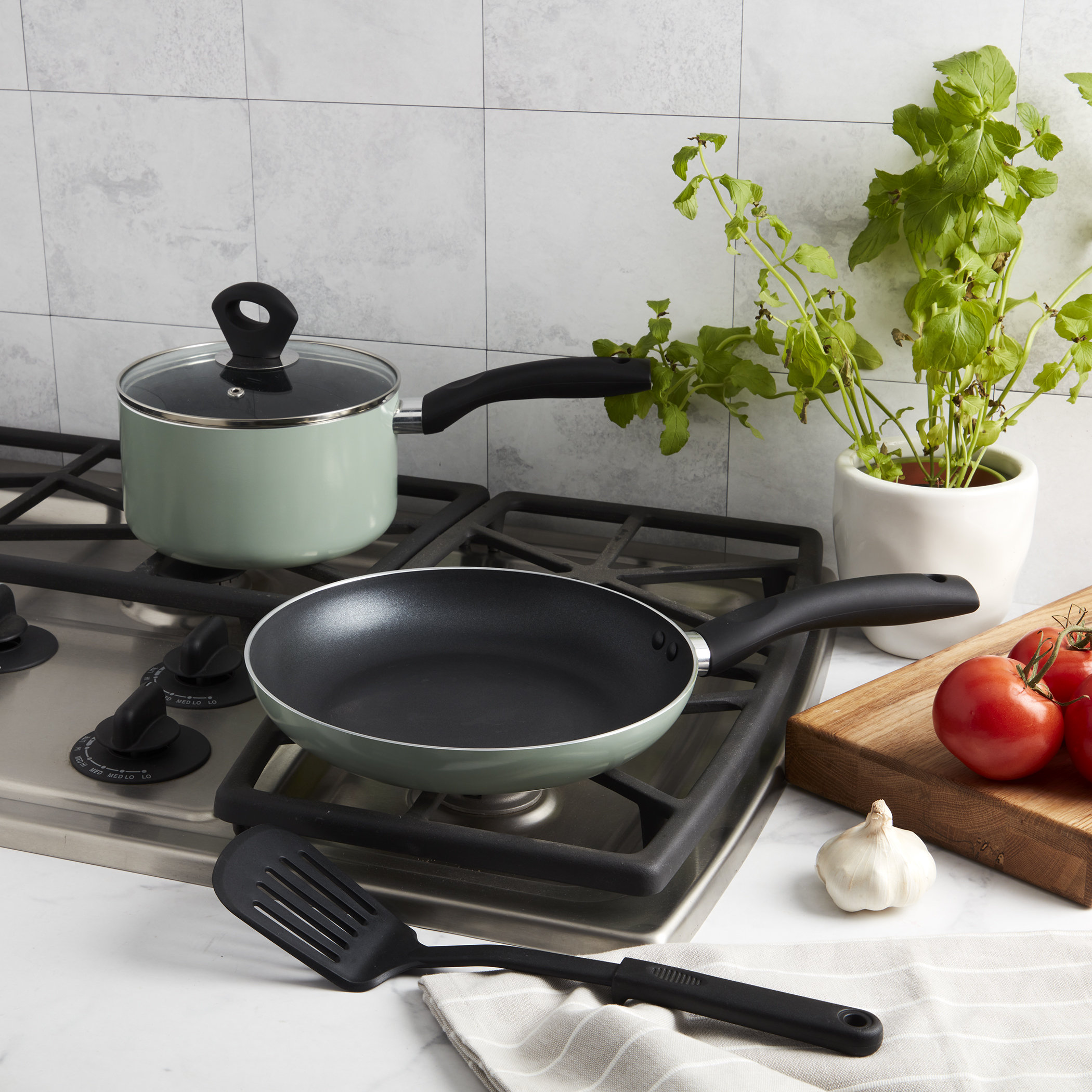 Basic Essentials 4-Piece Non-Stick Aluminum Cookware Set, 2.5QT ...