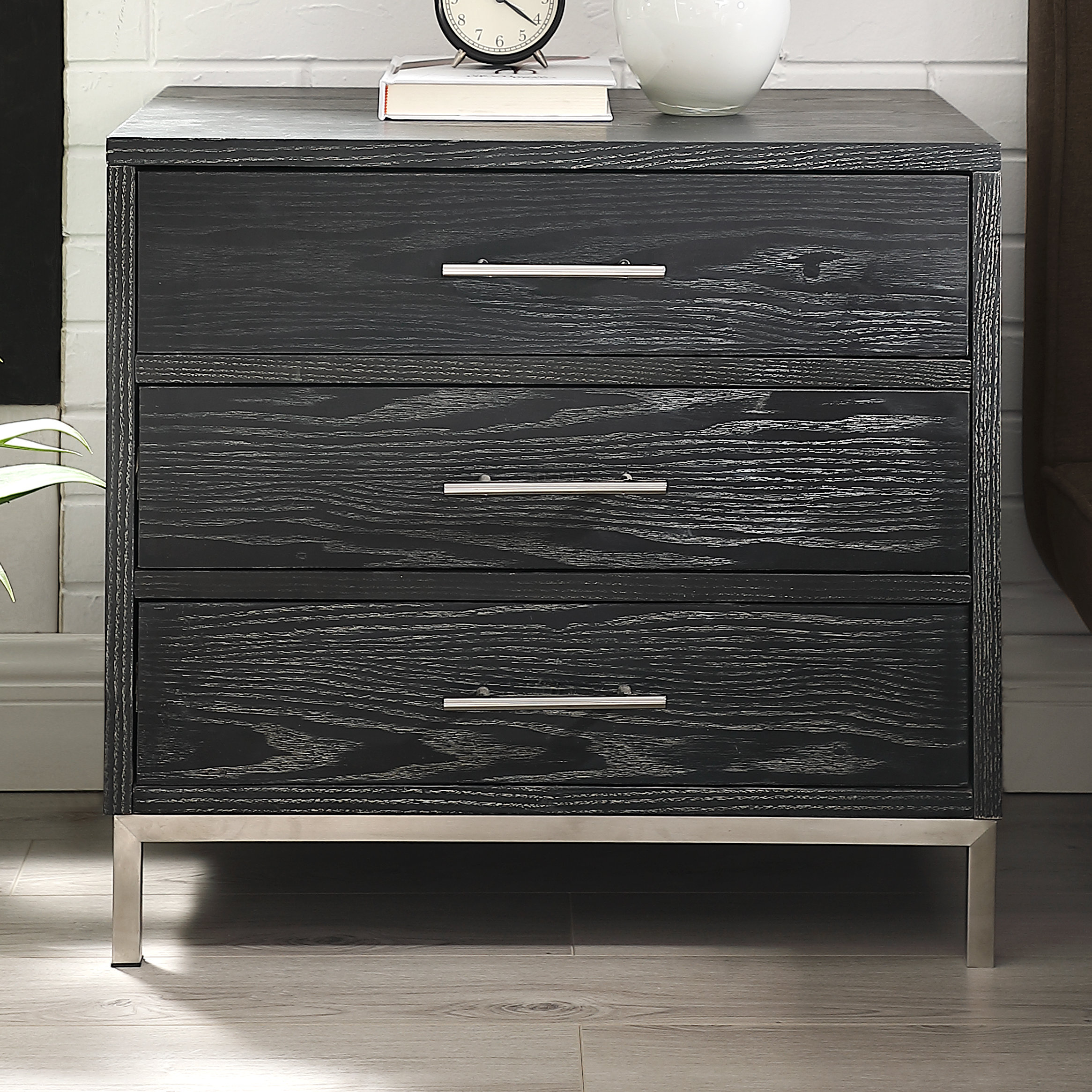 Nicole Miller Arsalan Side Table/Accent Table/Nightstand For Bedroom ...