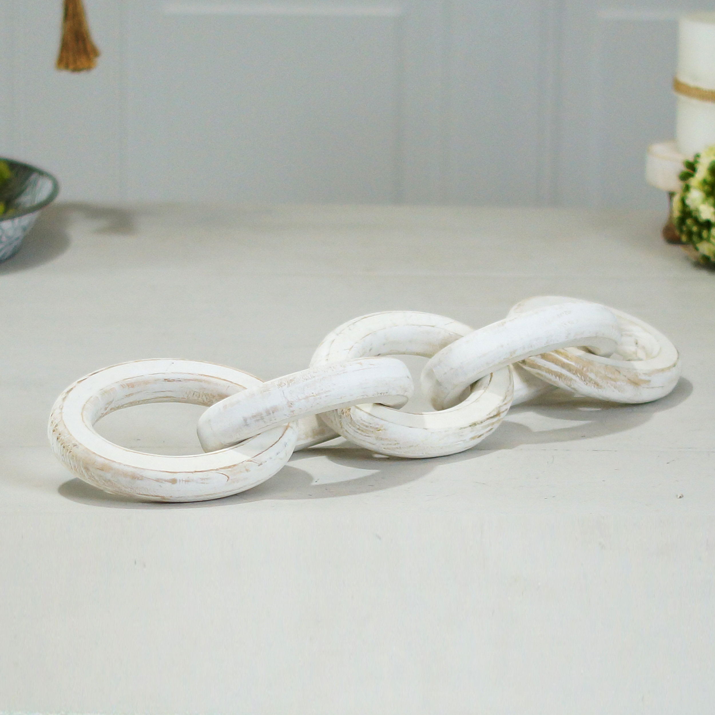 VIP INTERNATIONAL VIP Wood 21 in. White Linked Chain Decor - Wayfair Canada