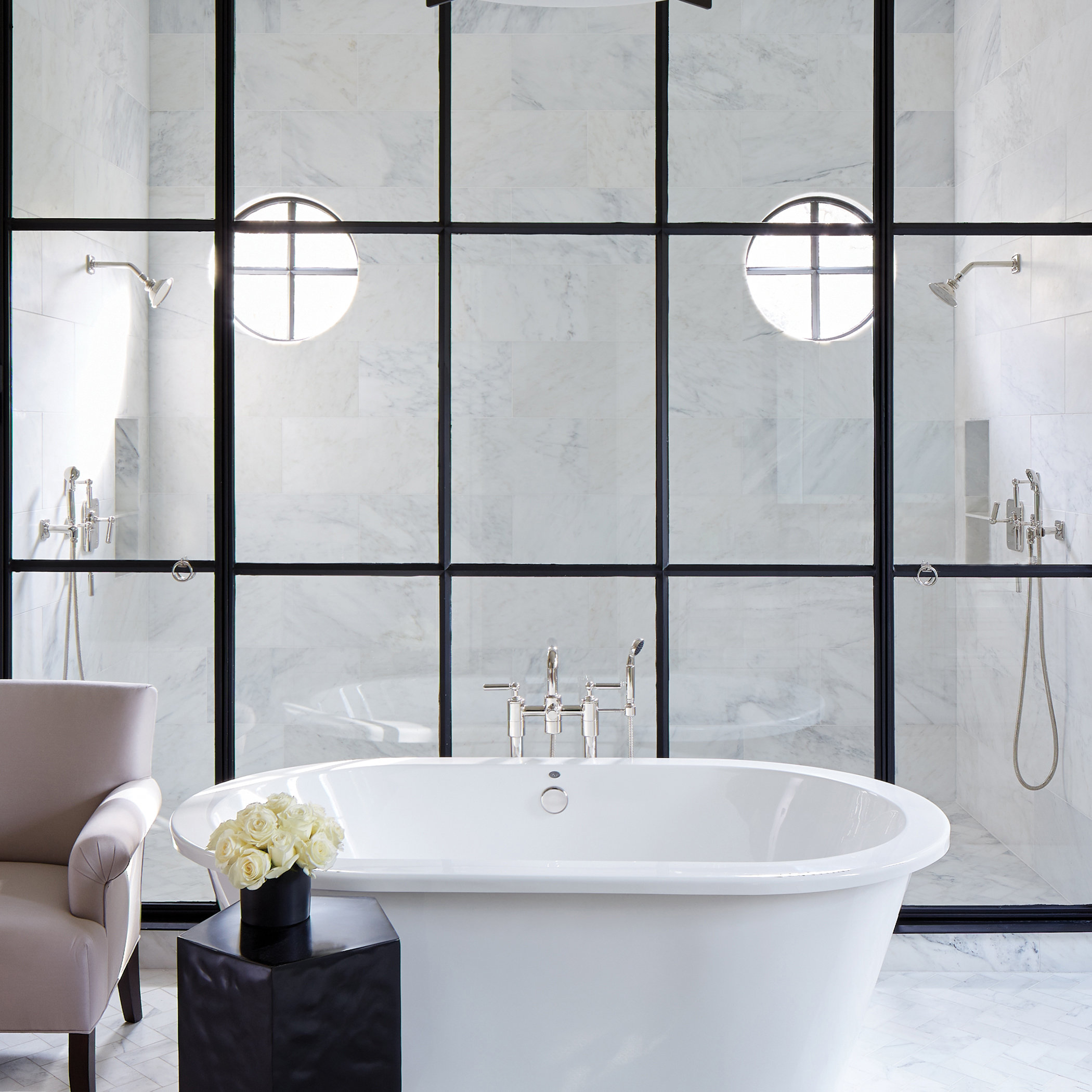 MTI Baths MTI Solutions New Yorker 4 Freestanding Air Bath Tub ...