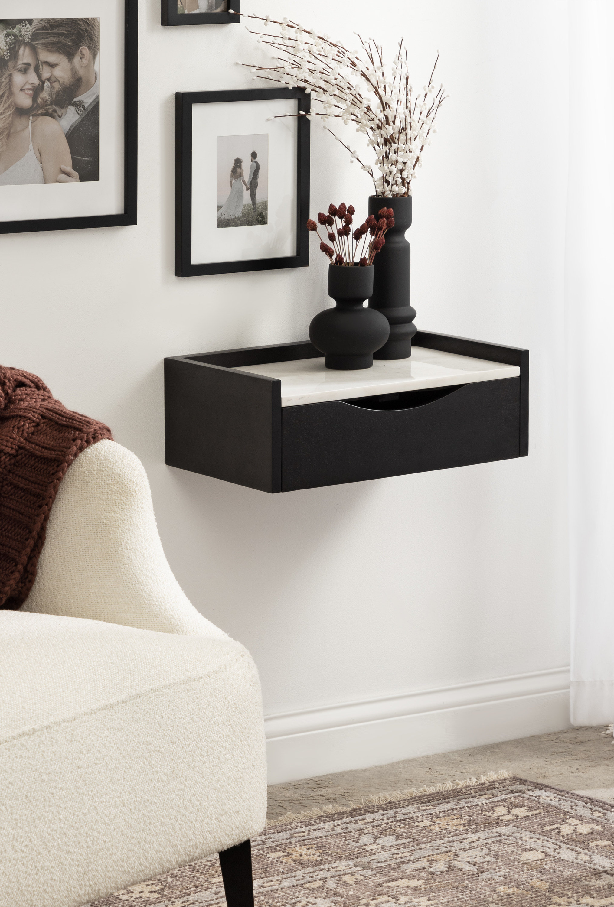 AllModern Tablette flottante avec tiroir Benning - Wayfair Canada