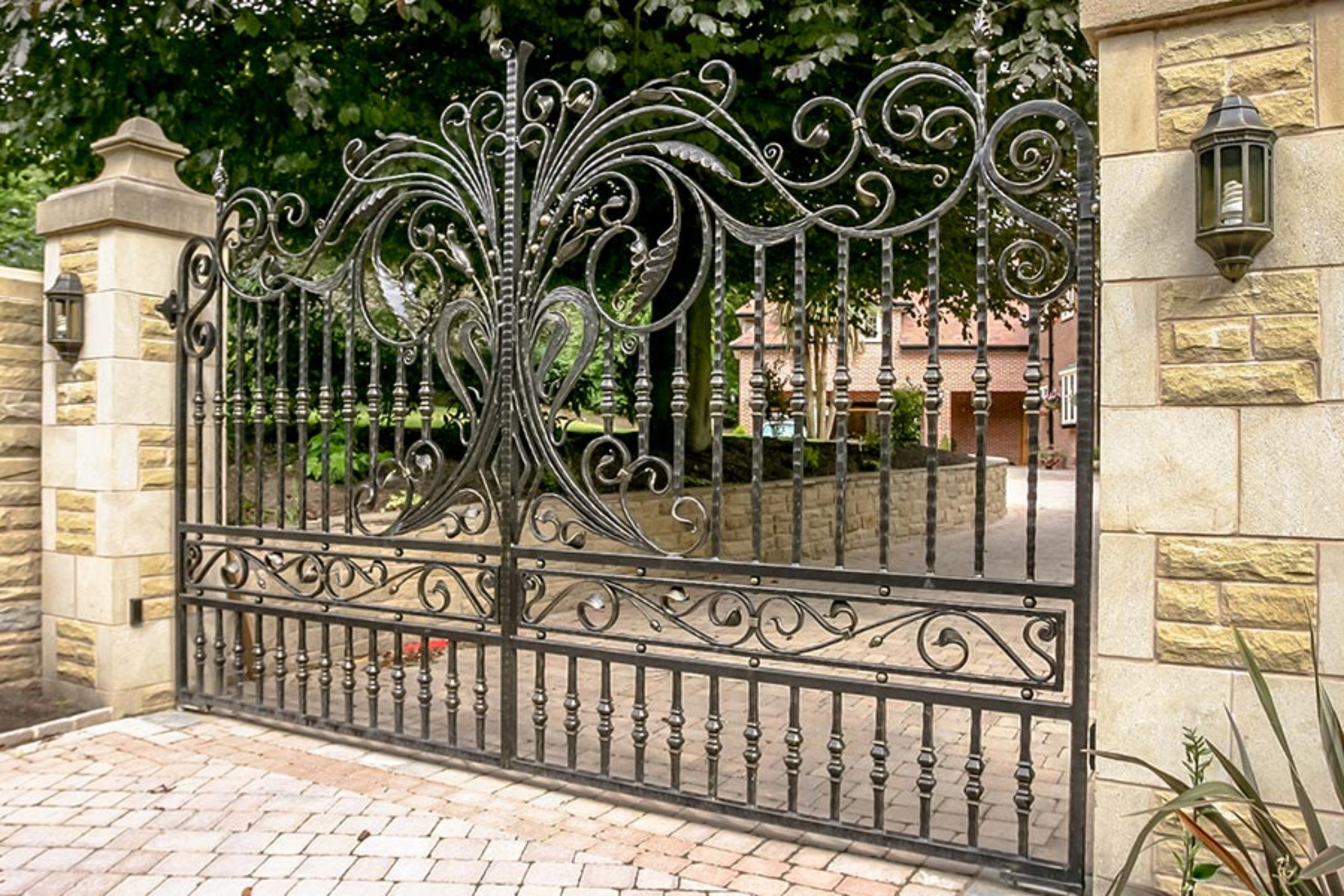 TAIMCO Royal Luxurious Victorian Metal Gate | Wayfair
