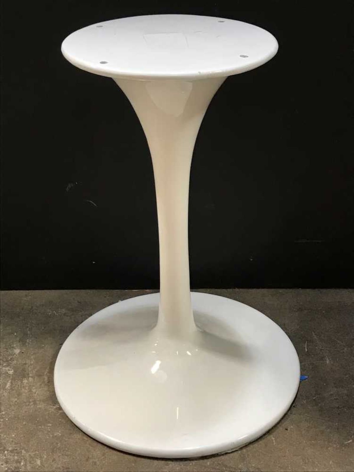 George Oliver Modern Round Dining Table Base White | Wayfair