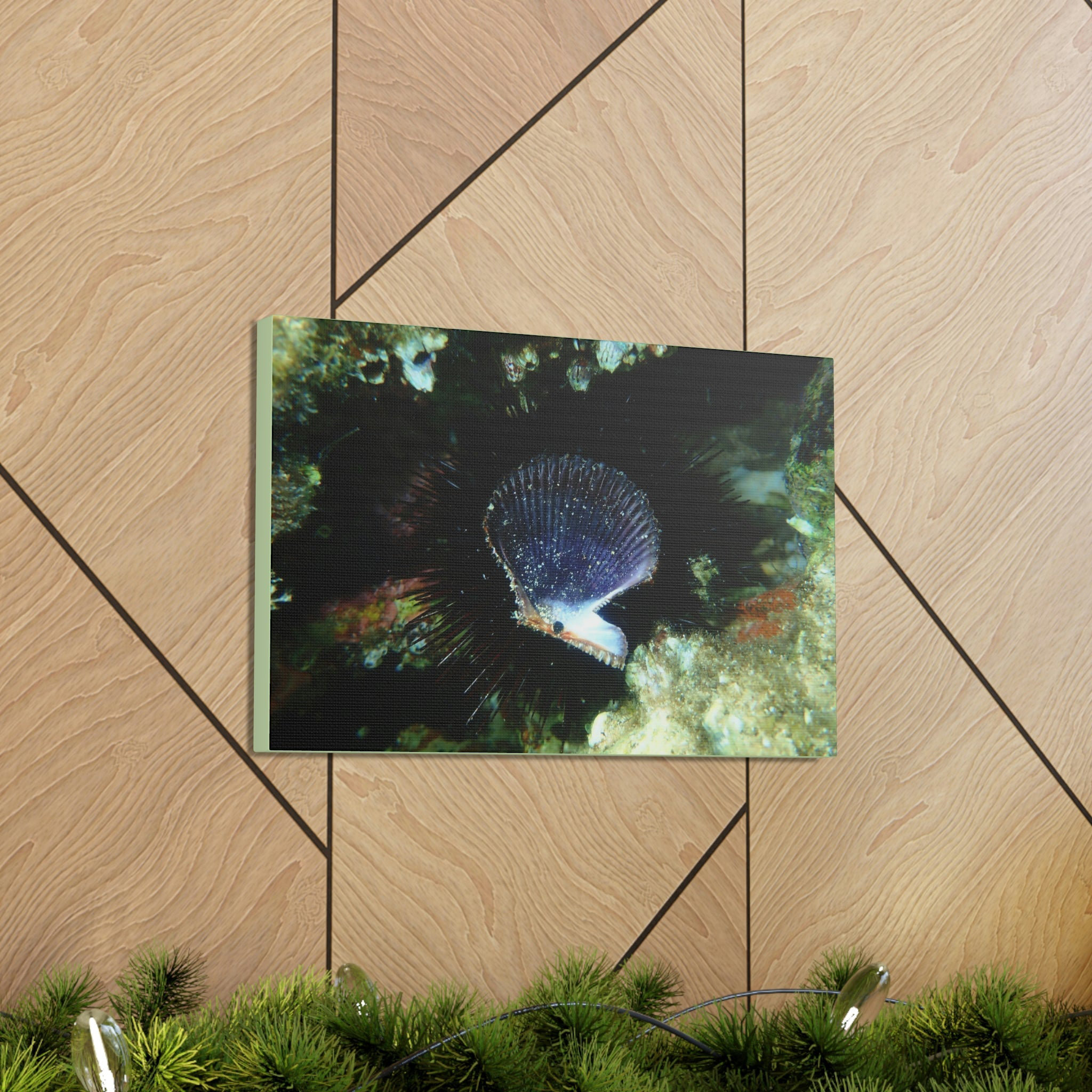 Trinx Scallop Hunting Scallop on Hunt Print Animal Wall Art | Wayfair