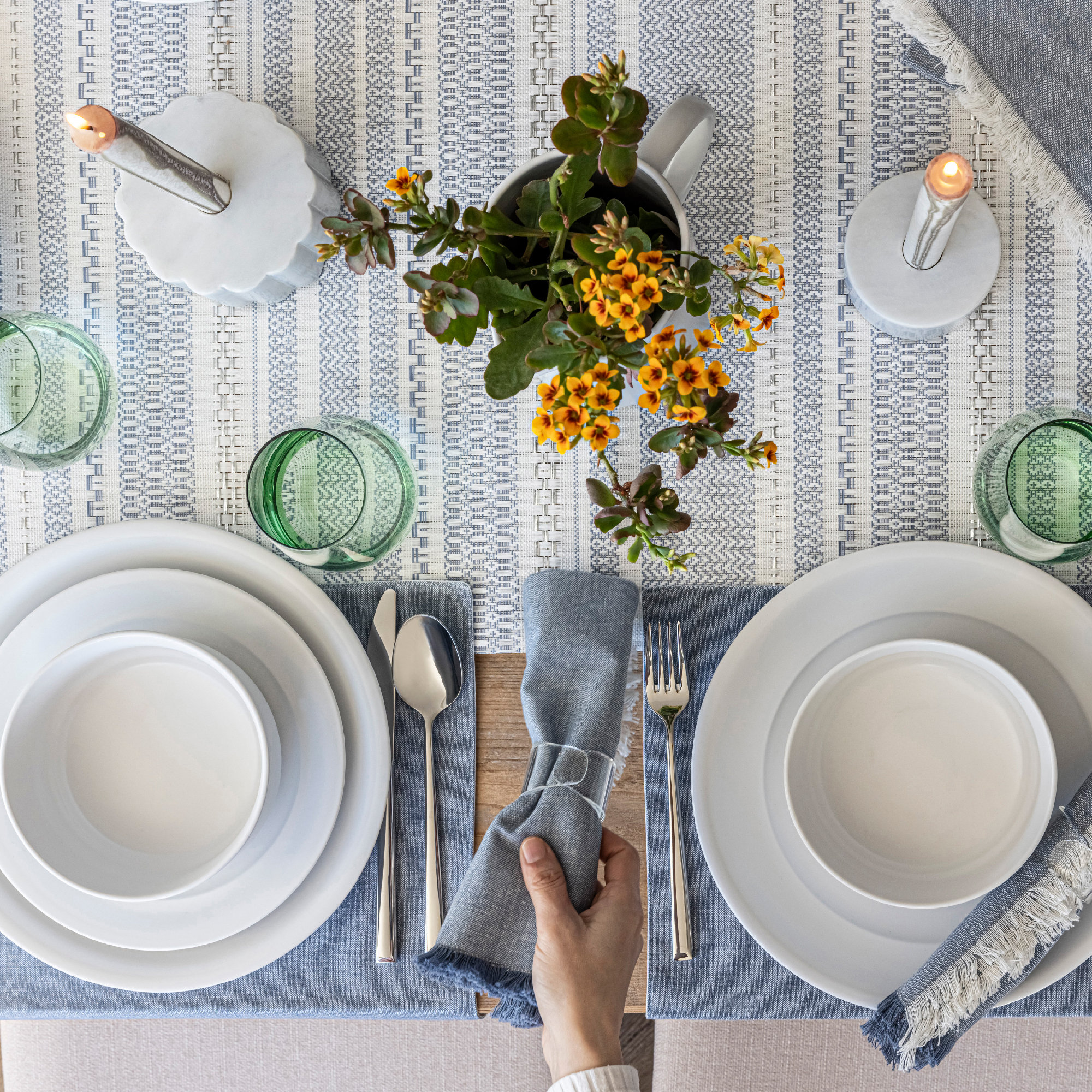 over&back Wide Hand-Shaped Glass Napkin Rings - Decorative Dining Table ...