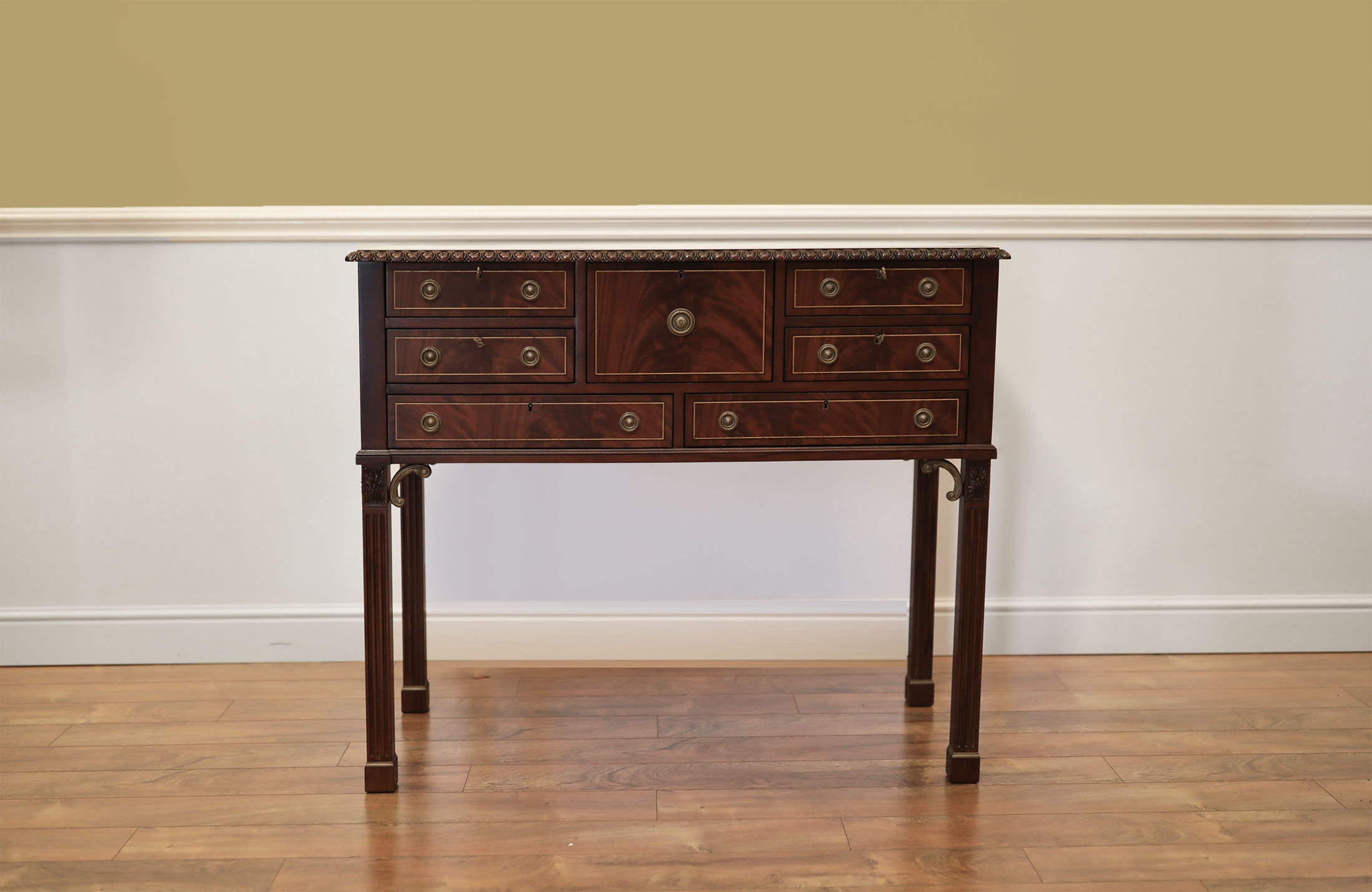 AP Exclusives Traditional Silver Chest or Dining Room Sideboard, Buffet ...
