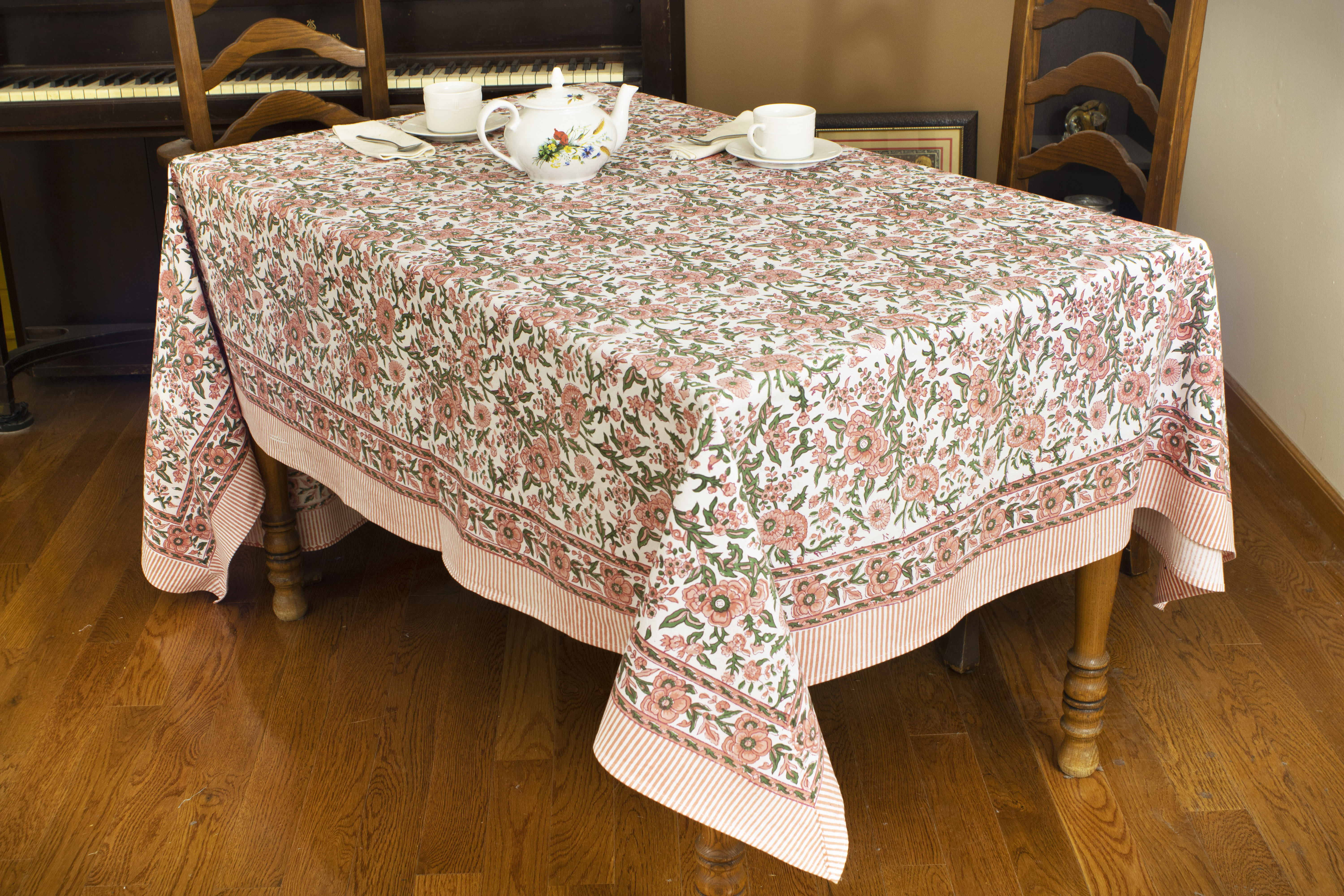 Alcott Hill® Jailen Floral Cotton Tablecloth | Wayfair