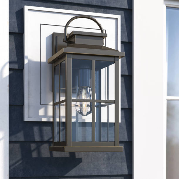 Three Posts Lanterne suspendue d'extérieur texturée noire à 1 lumière H ...