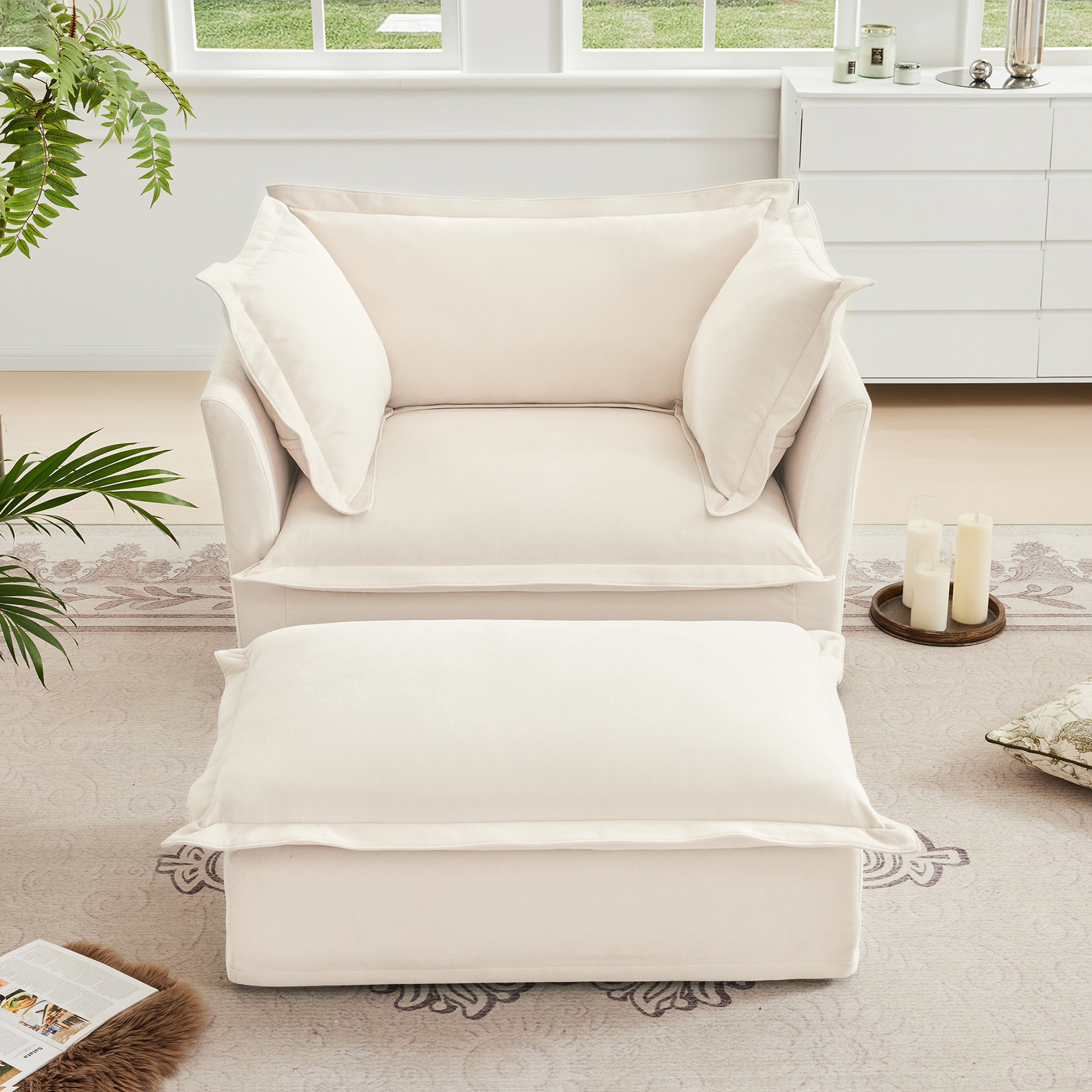 Mercer41 A Generously Sized And Ergonomically Comfortable Single Sofa ...