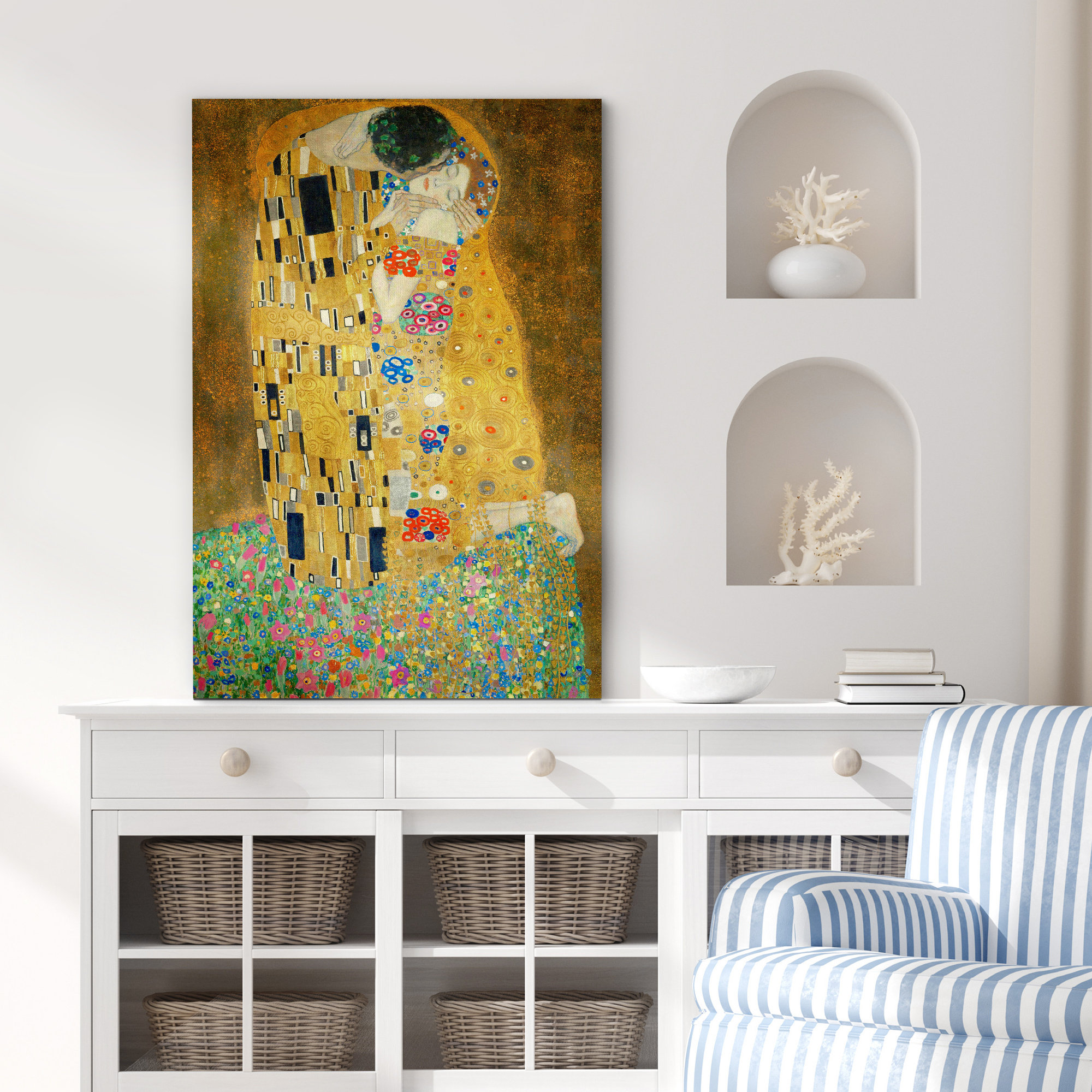 IDEA4WALL Famous Artwork The Kiss by Gustav Klimt - Painting Print on ...