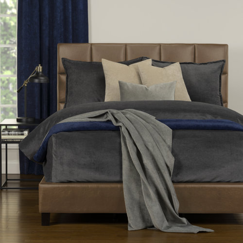 Siscovers Mixology Velvet Bed Cap Comforter Set with Sewn Corners ...