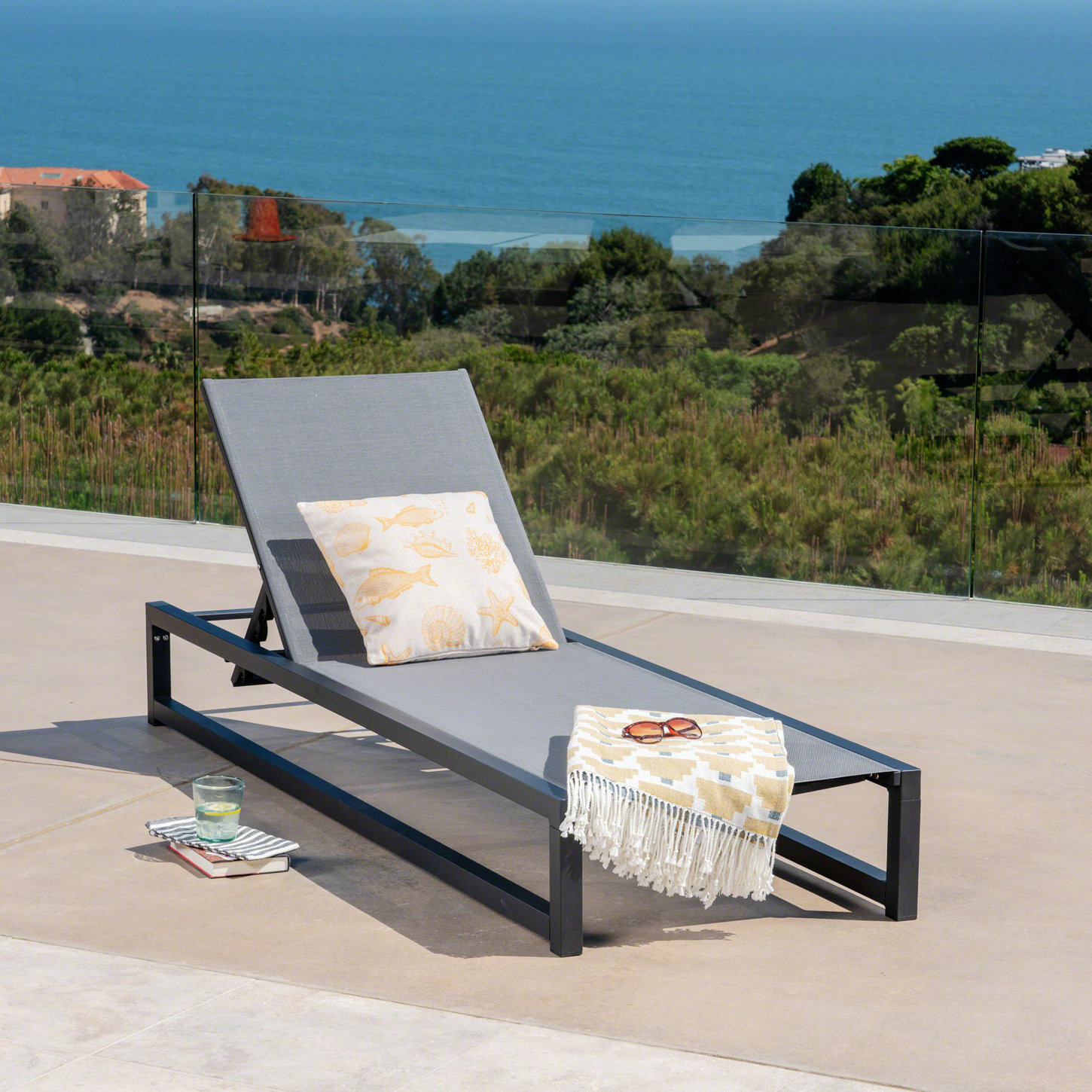 ACCOLADE FURNITURE LLC Chaise longue de piscine - Wayfair Canada