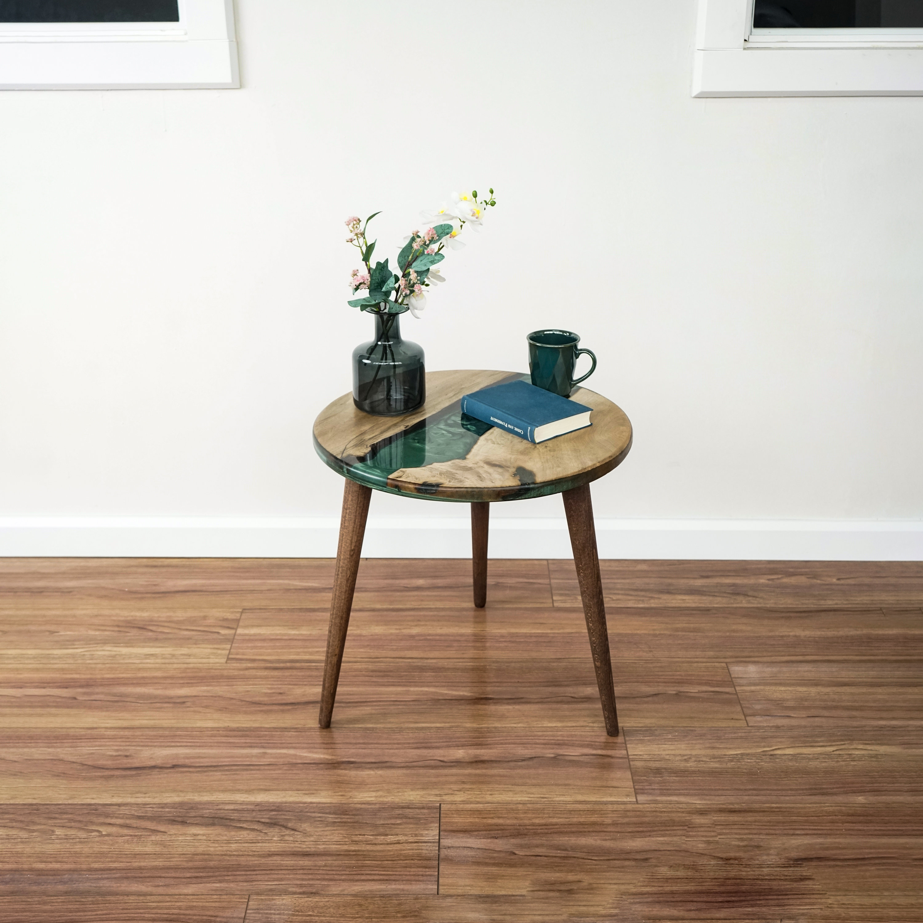 Millwood Pines Abagayle 20" Resin Walnut Round Epoxy Side Table ...