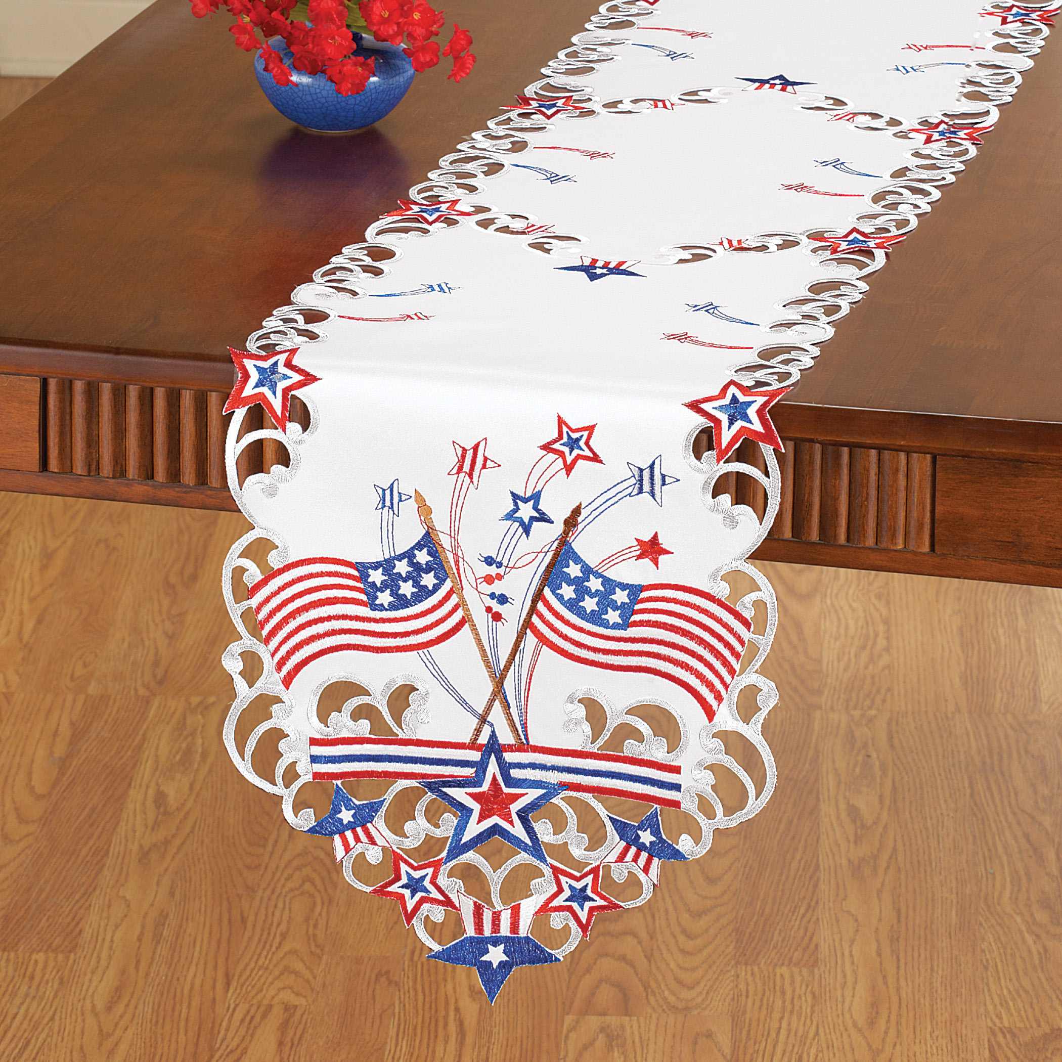 The Holiday Aisle® Felsted Independence Day Table Topper | Wayfair