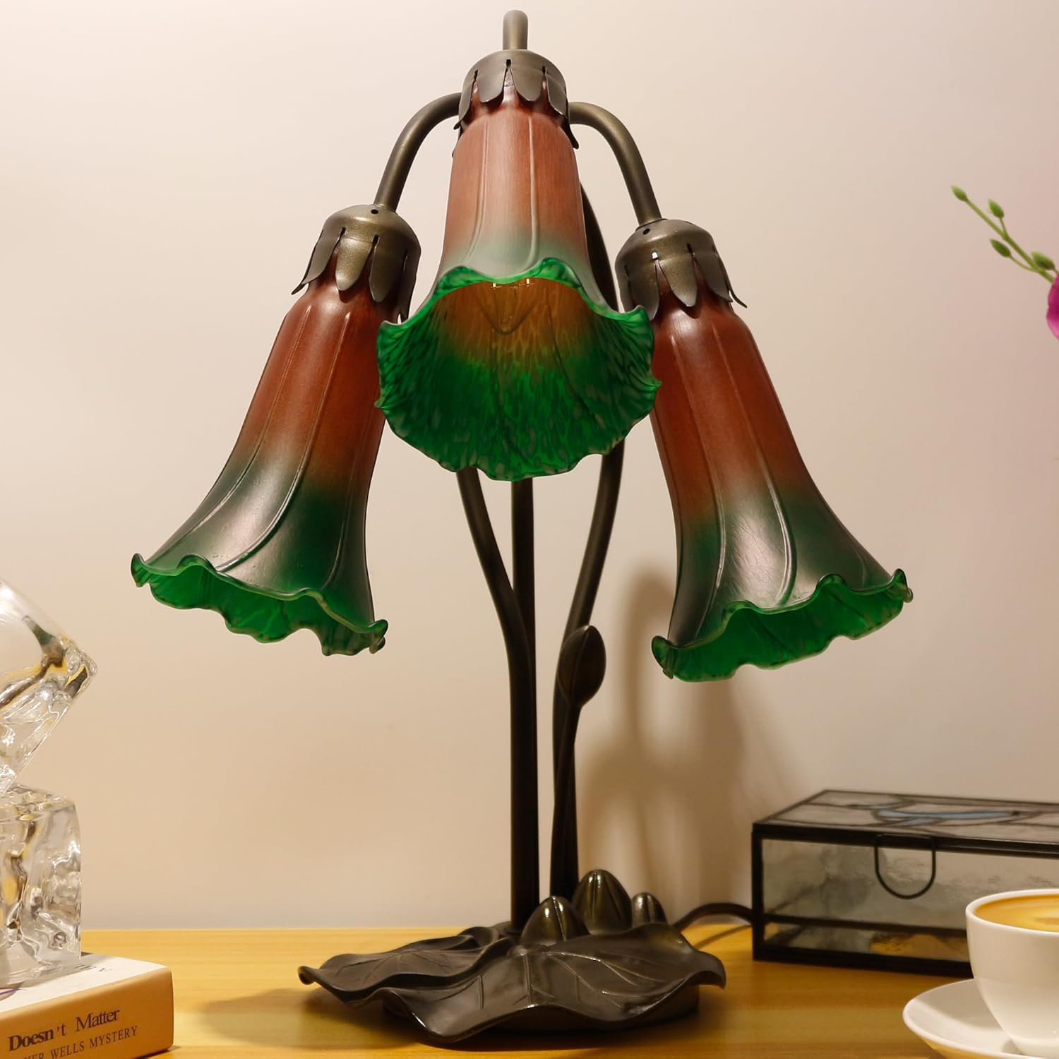 Red Barrel Studio® Tiffany Style Stained Glass Lily Table Lamp With ...